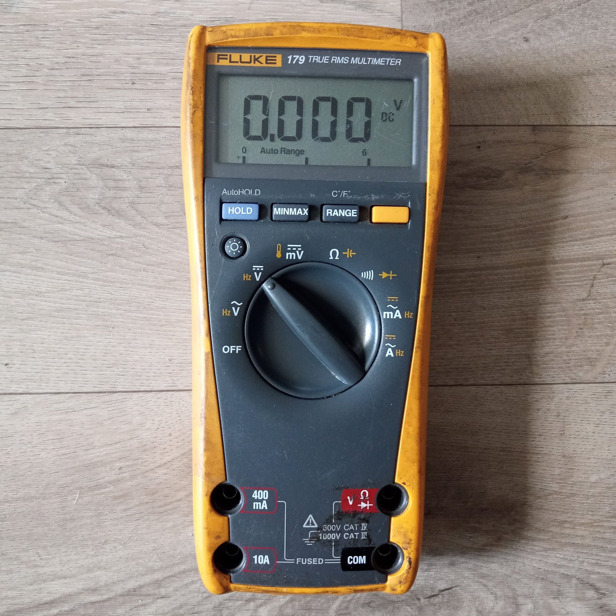 Se produkter som liknar Fluke 179 Multimeter True RMS på Tradera ...