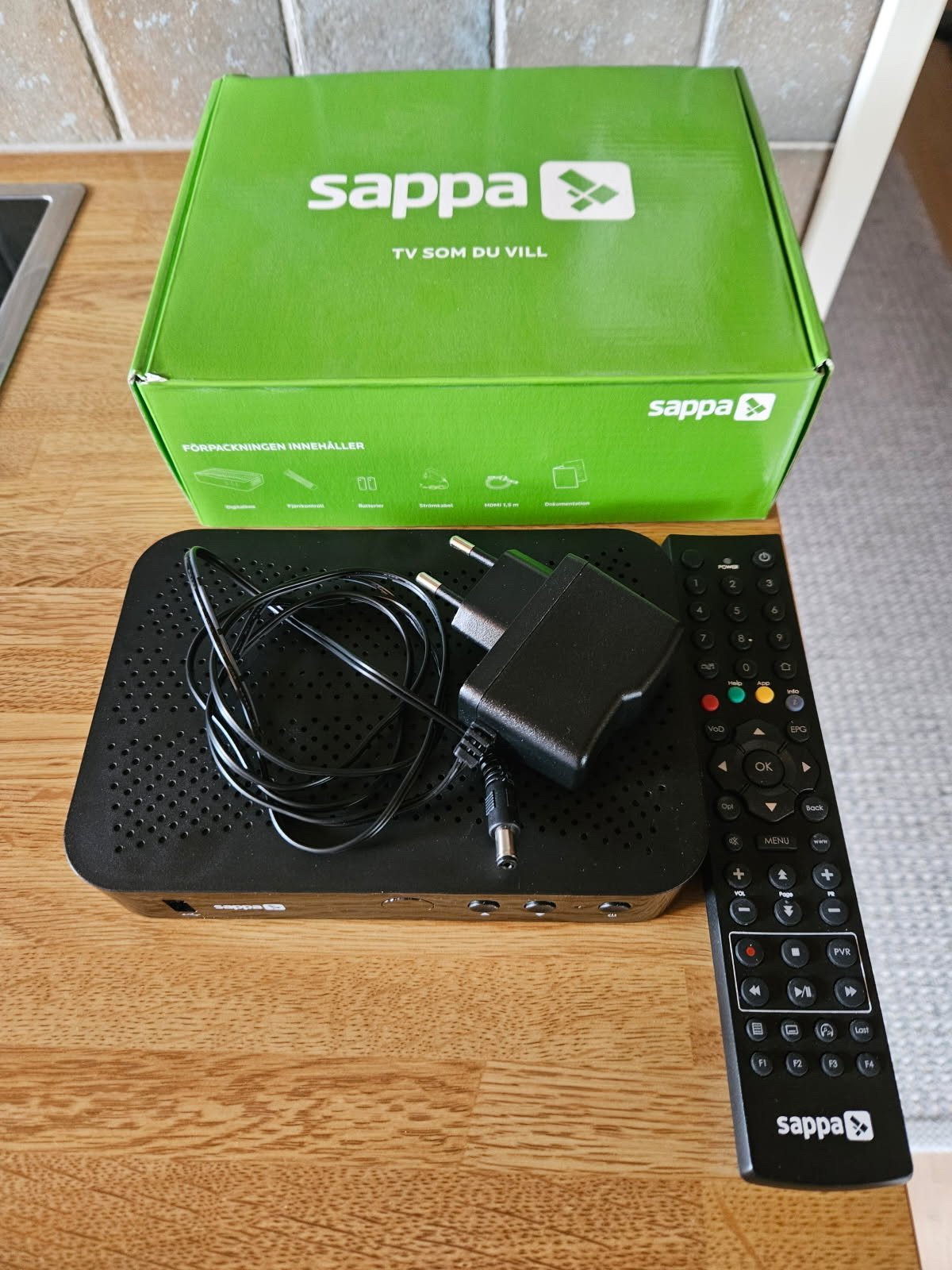 Sappa TV Box komplett med fjärrkontroll | Köp på Tradera (686360035)