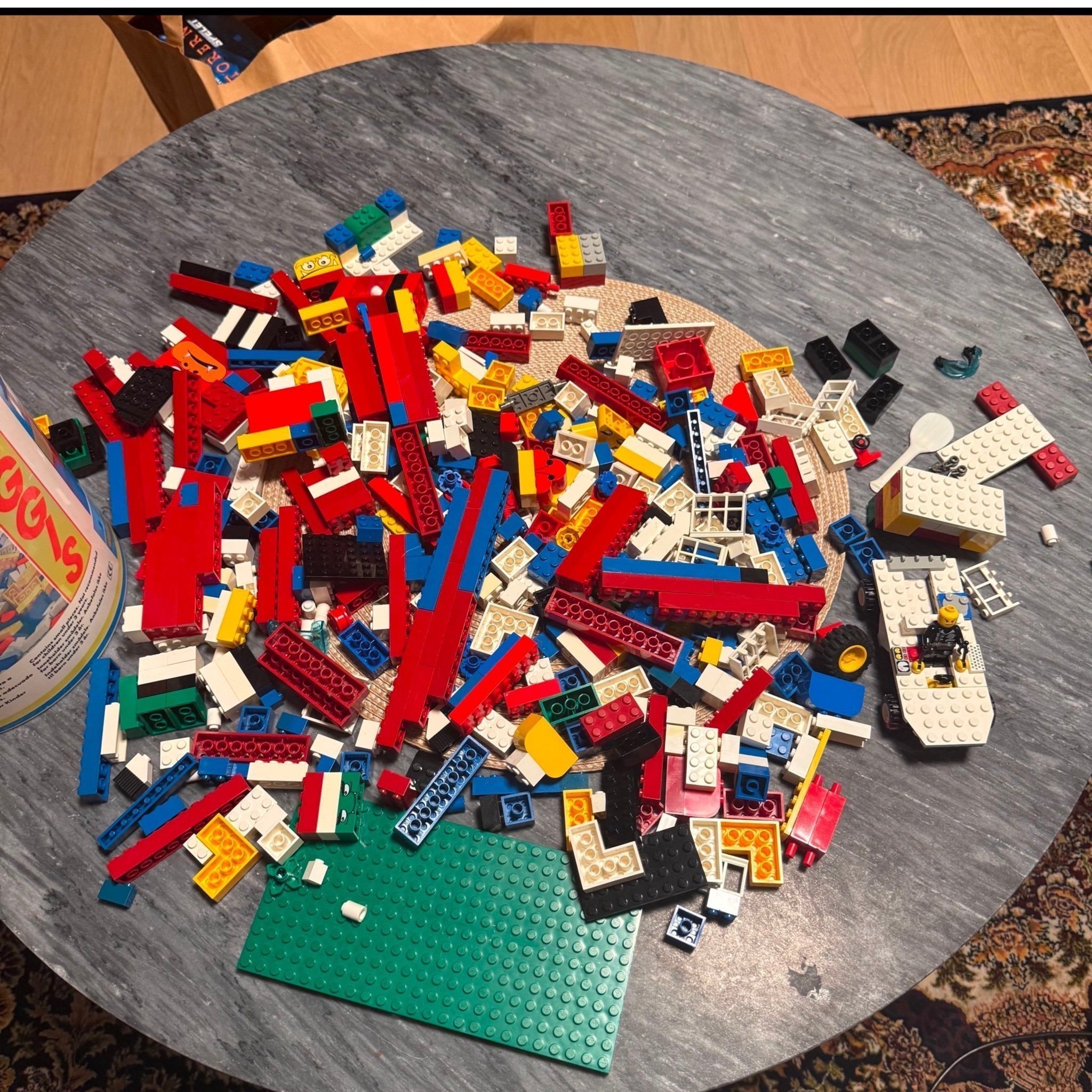 Se produkter som liknar Lego Byggis på Tradera (702016012)