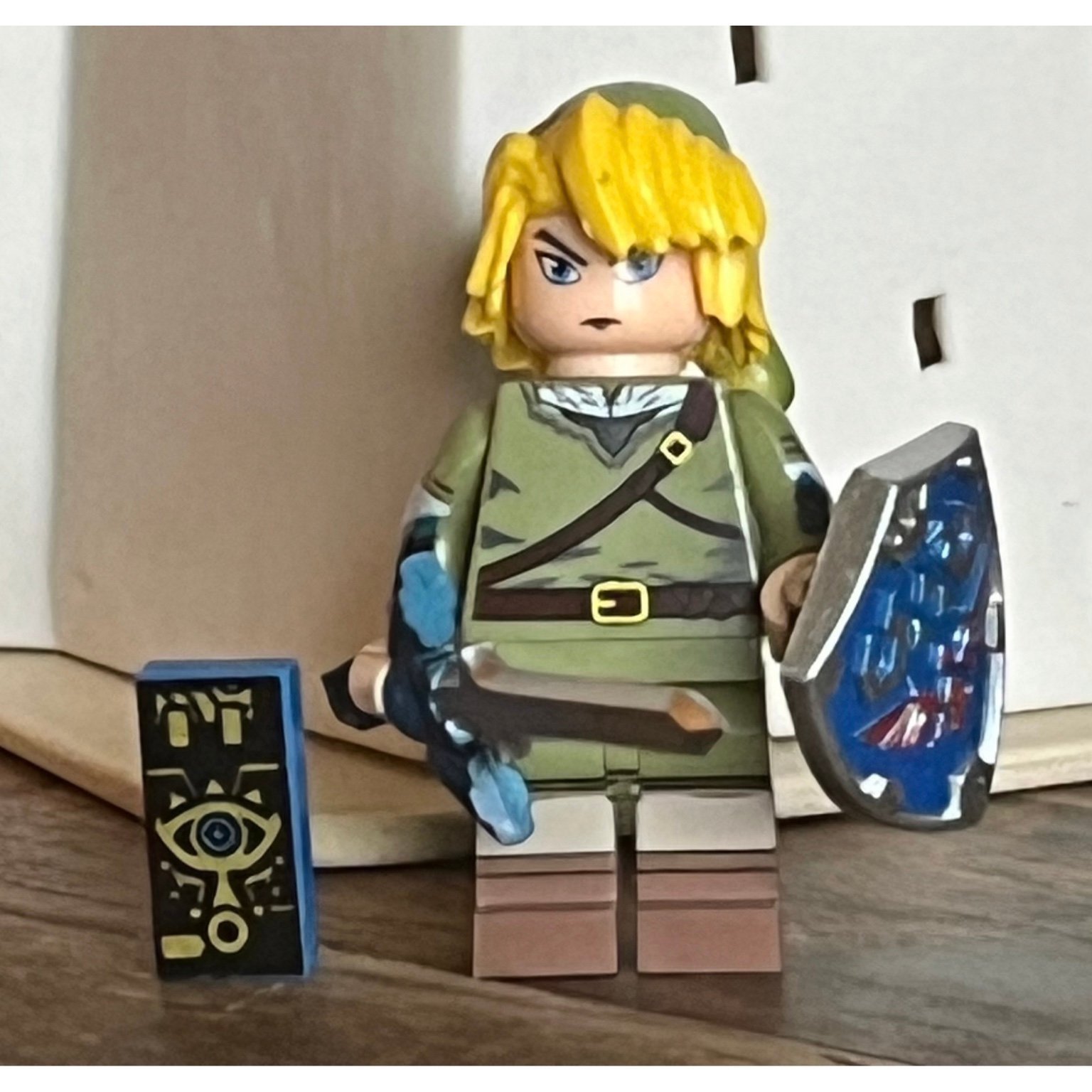 Se produkter som liknar THE LEGEND OF ZELDA LINK MINI.. på Tradera ...