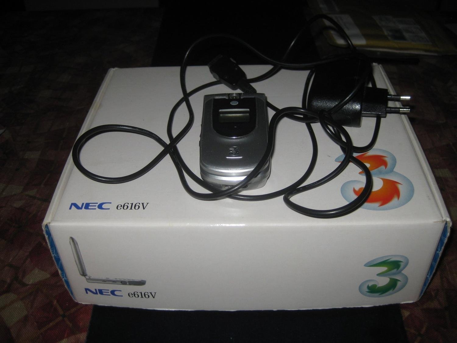 OOPPSS!-TRE:S FÖRSTA MOBILTELEFON NEC e 616 V 2.. | Köp på Tradera ...