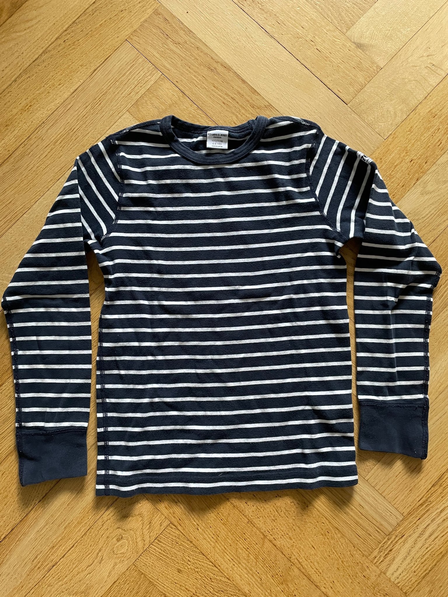 Klassisk Polarn och Pyret Pop Blå Tröja | Köp på Tradera (633985566)