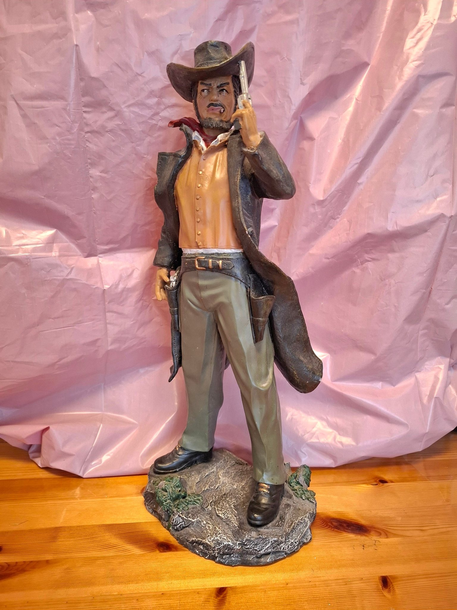 Statyett,Clint Eastwood, Pale Rider,The Preacher. | Köp på Tradera ...
