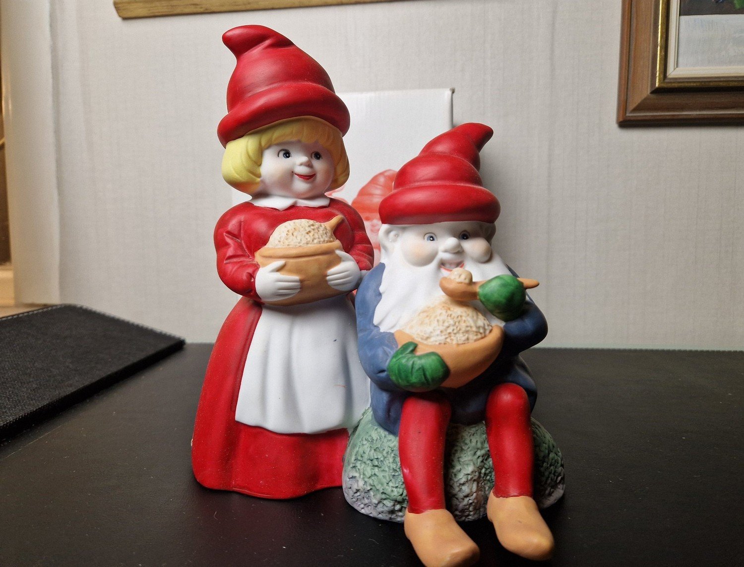 Tomtar tomtepar, tomtegumman tomte ned gröt, de.. | Köp på Tradera ...