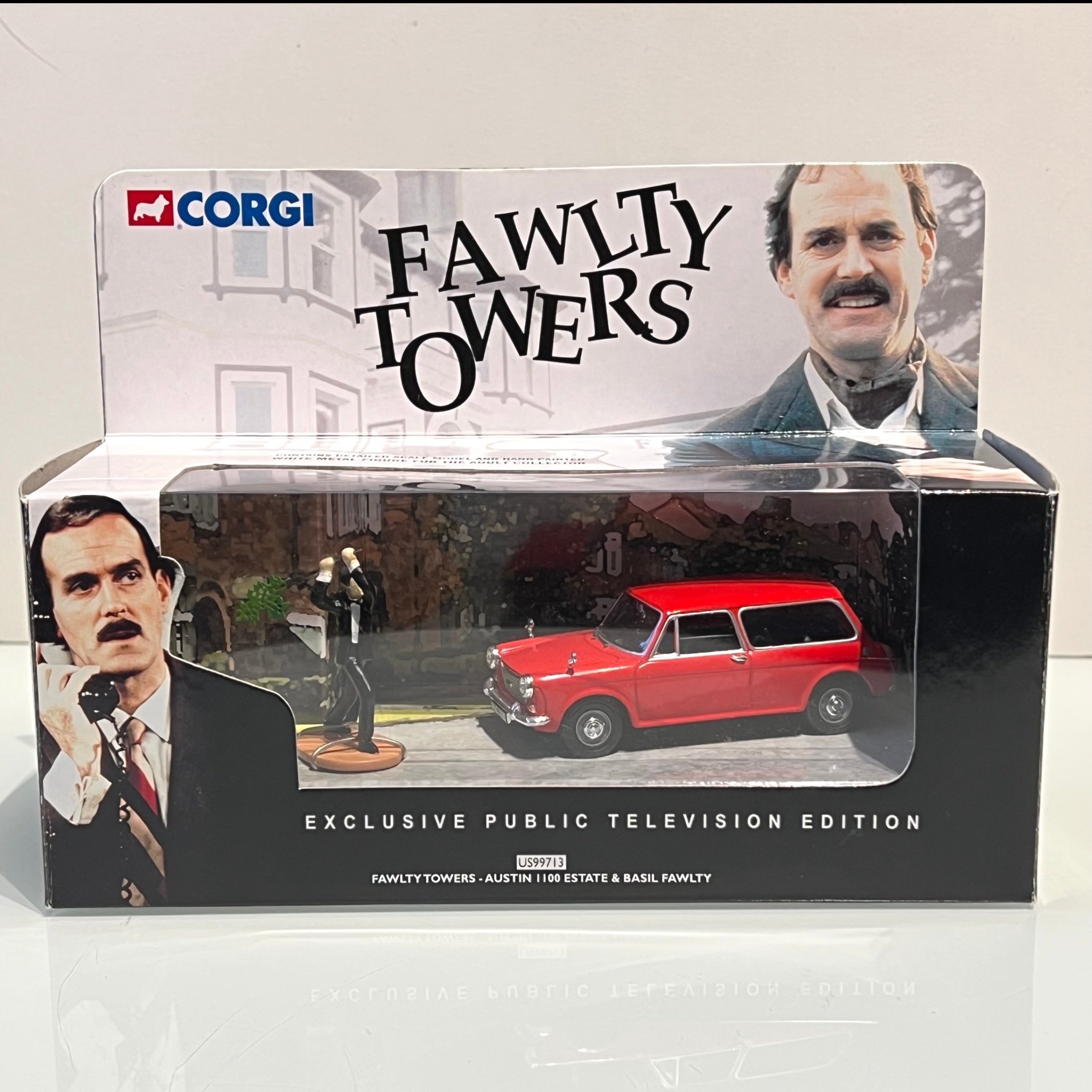 Corgi 1:43 Fawlty Towers Pang i bygget Austin 1.. | Köp på Tradera ...