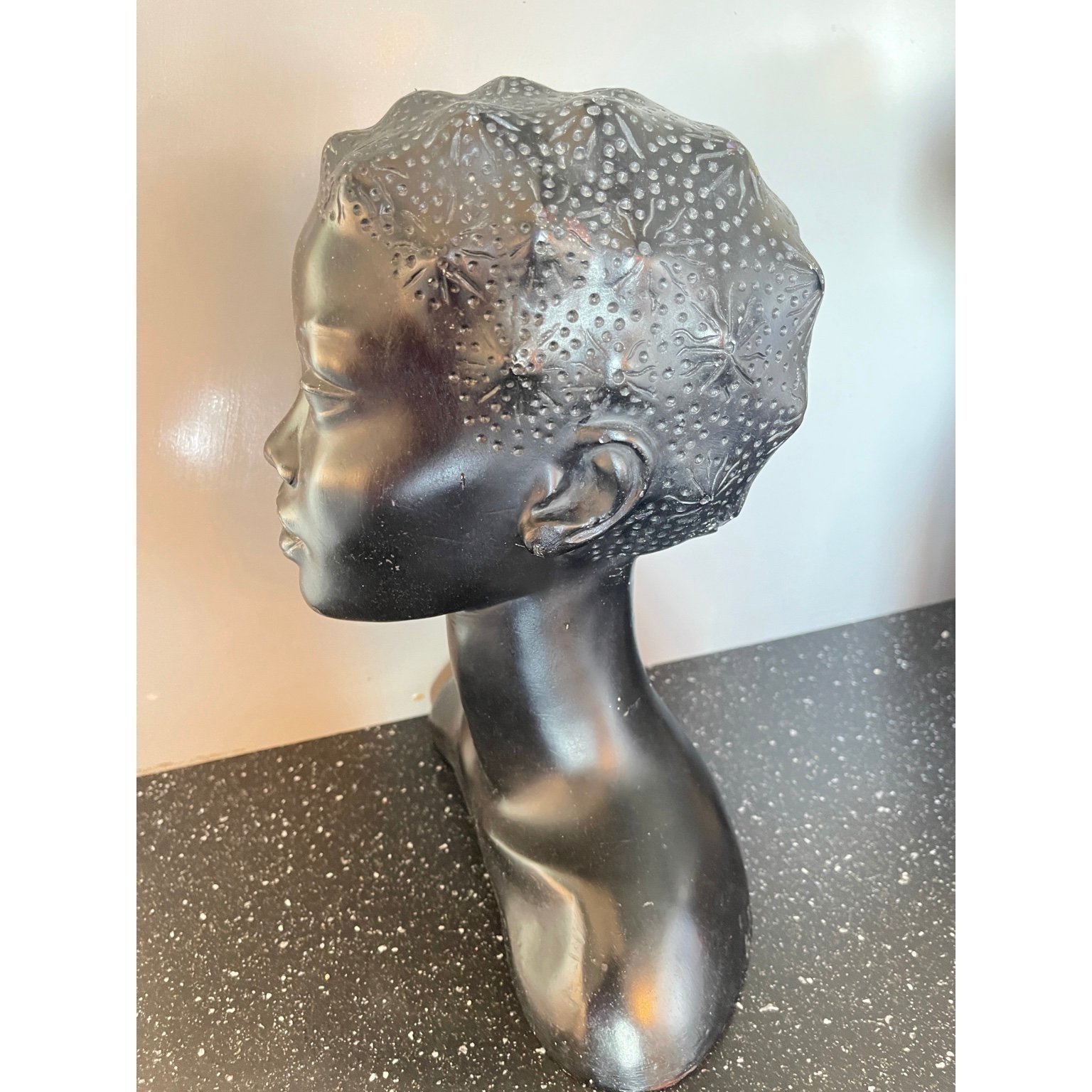 Läcker / Signerad A.Iaconelli / mörkhyad kvinna.. | Köp på Tradera ...