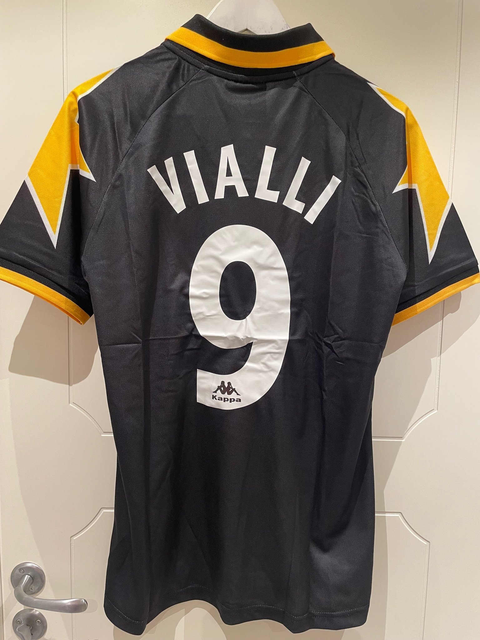 Gianluca Vialli Juventus tröja | Köp från Sportochsånt på Tradera ...