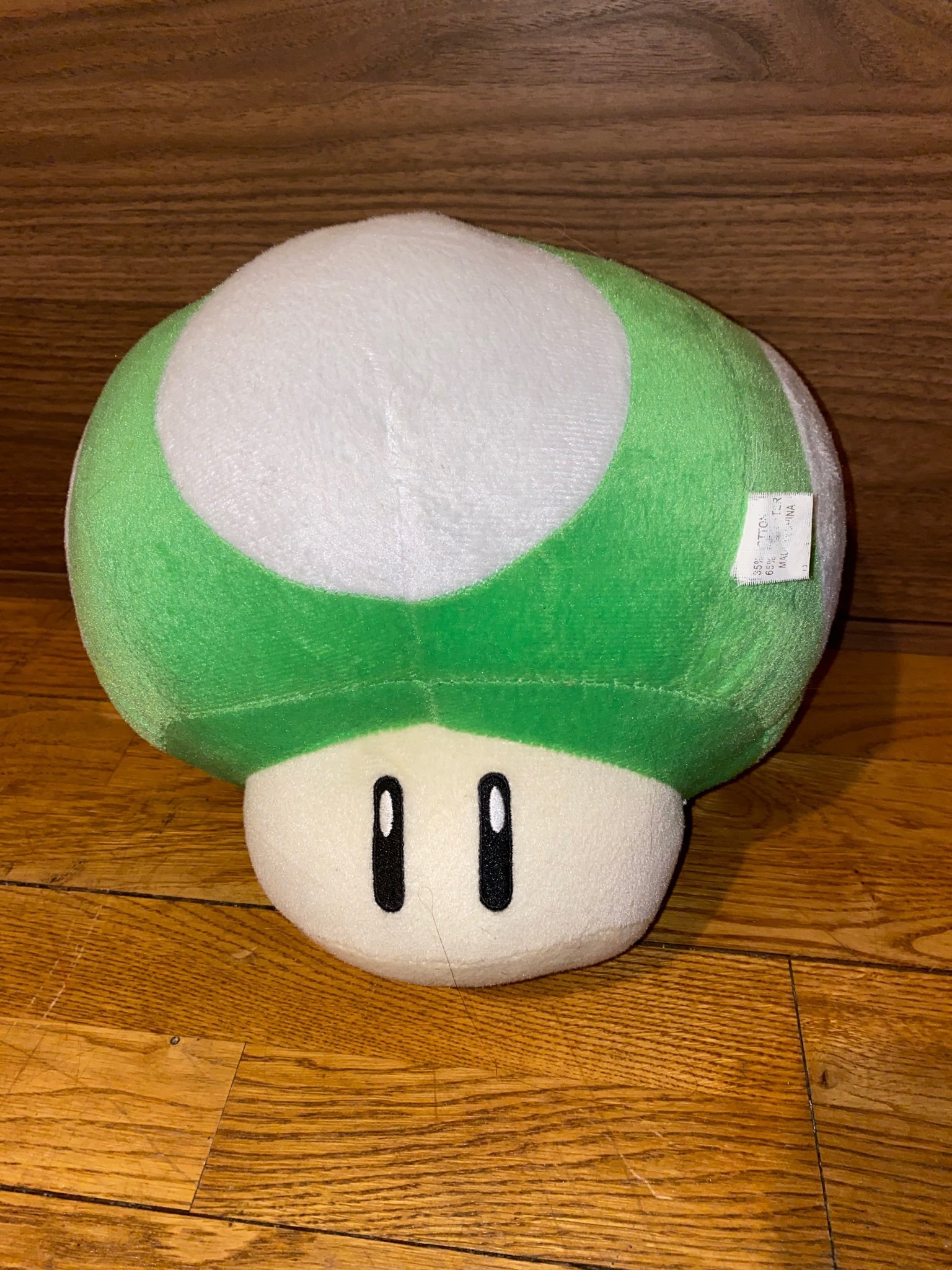 Se produkter som liknar Super Mario 1-Up Svamp Plysch på Tradera ...