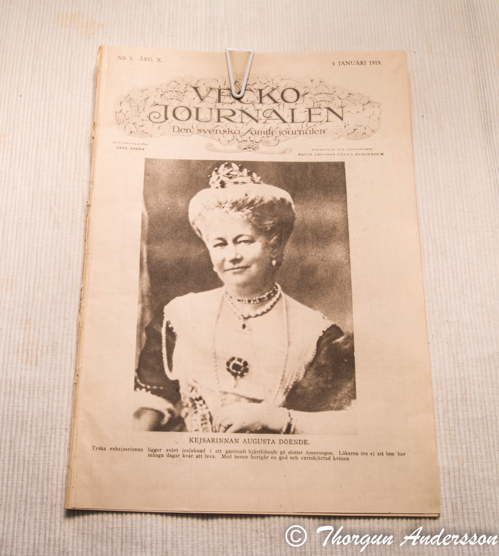 Se produkter som liknar Vecko-Journalen från 1919 nr1.. på Tradera ...