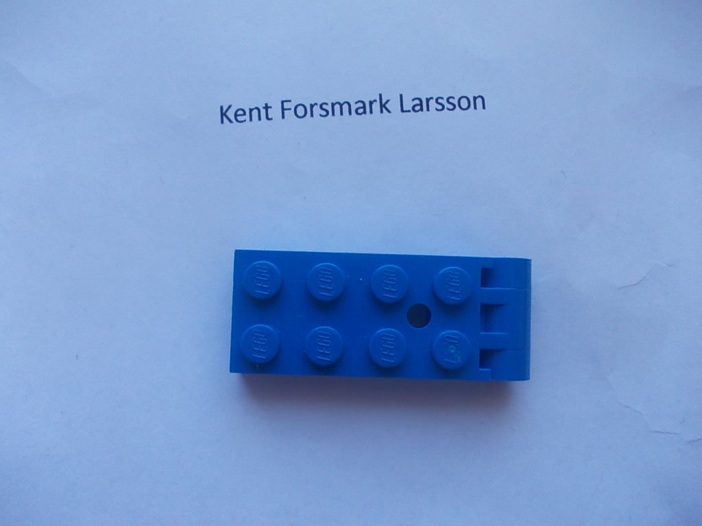 Lego Hinge Plate 2 x 4 (Blå) | Köp på Tradera (633776534)