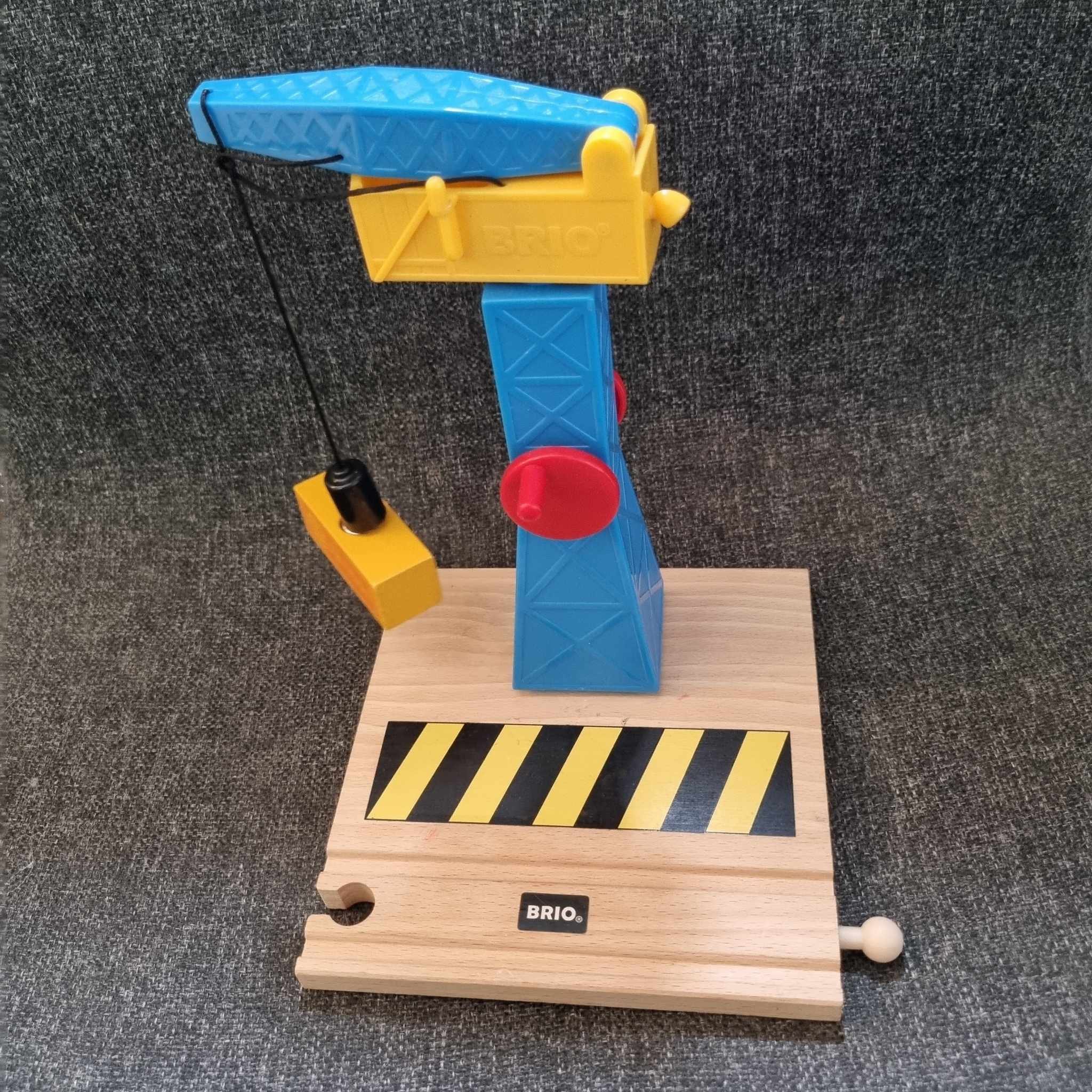 Se produkter som liknar BRIO 33320 Kran på Tradera (695939427)