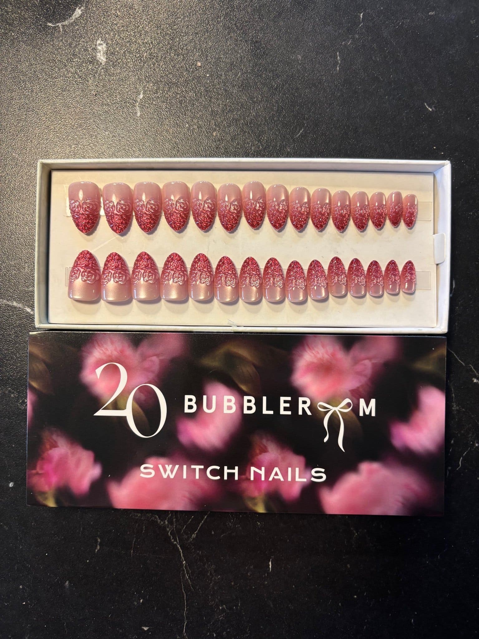 Switch Nails x Bubbleroom 20 years | Köp på Tradera (699281291)