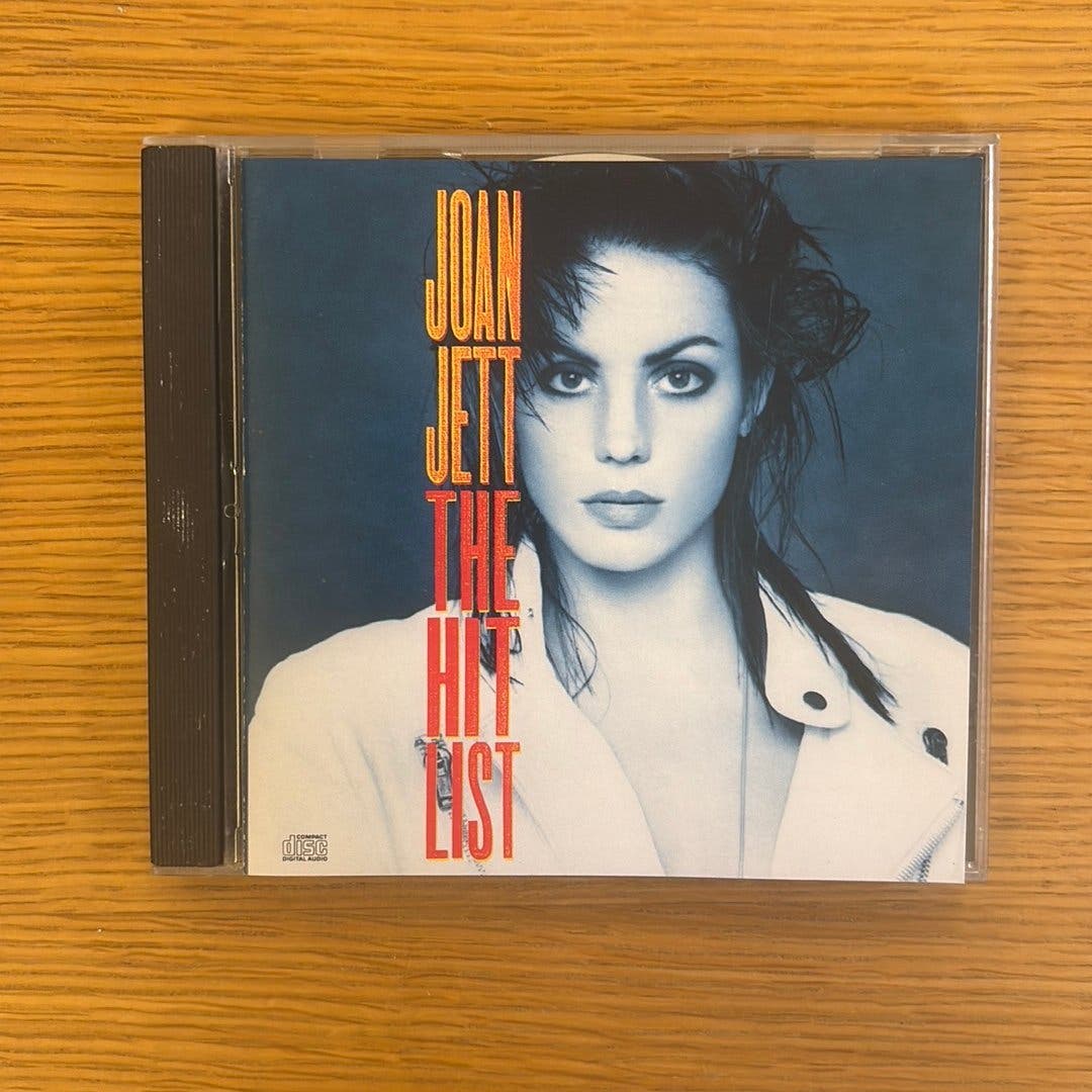 Se produkter som liknar Joan Jett – The Hit List - 19.. på Tradera ...
