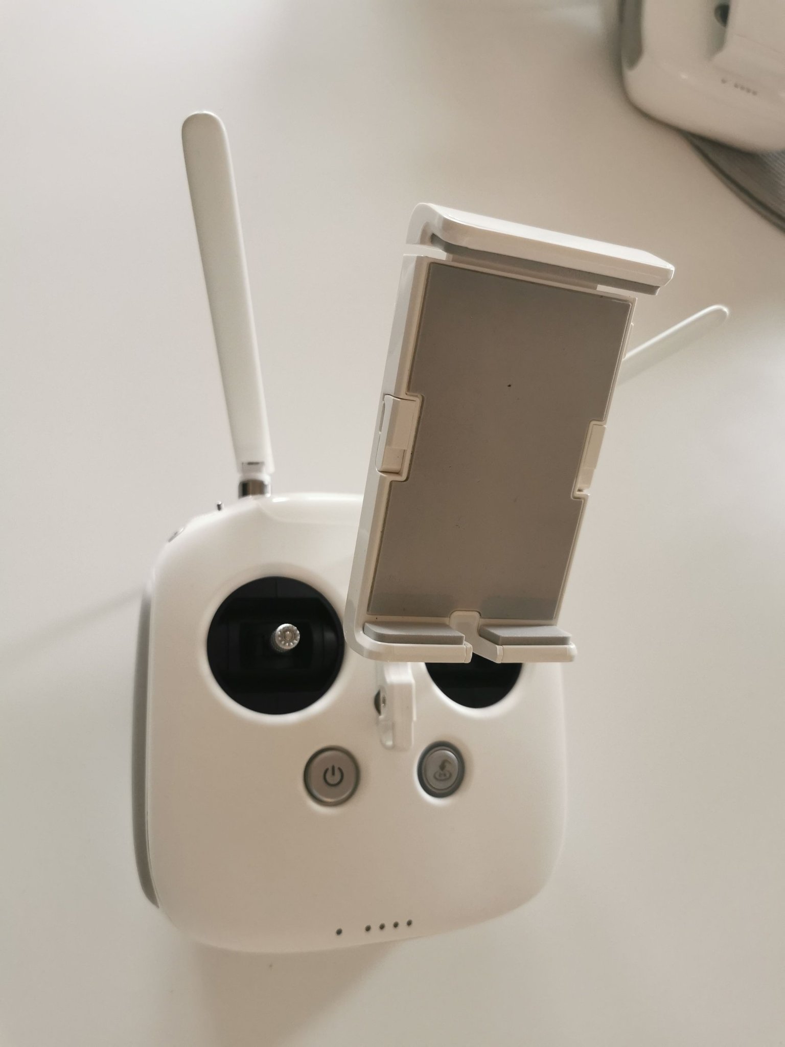 Se produkter som liknar Dji phantom 3 advanced och pr.. på Tradera ...