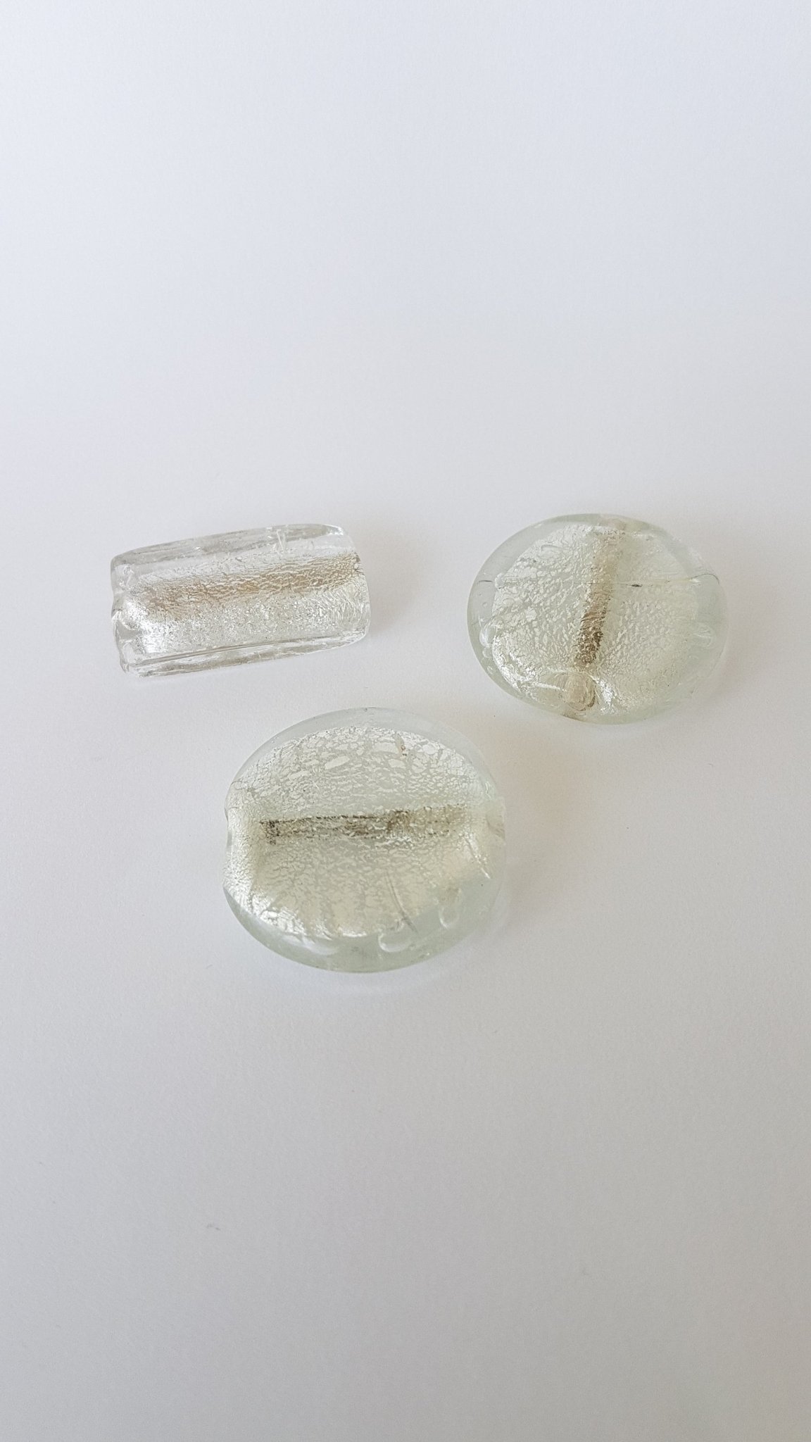 NYVARA! 3 st stora folierade glaspärlor lampwor.. | Köp på Tradera ...