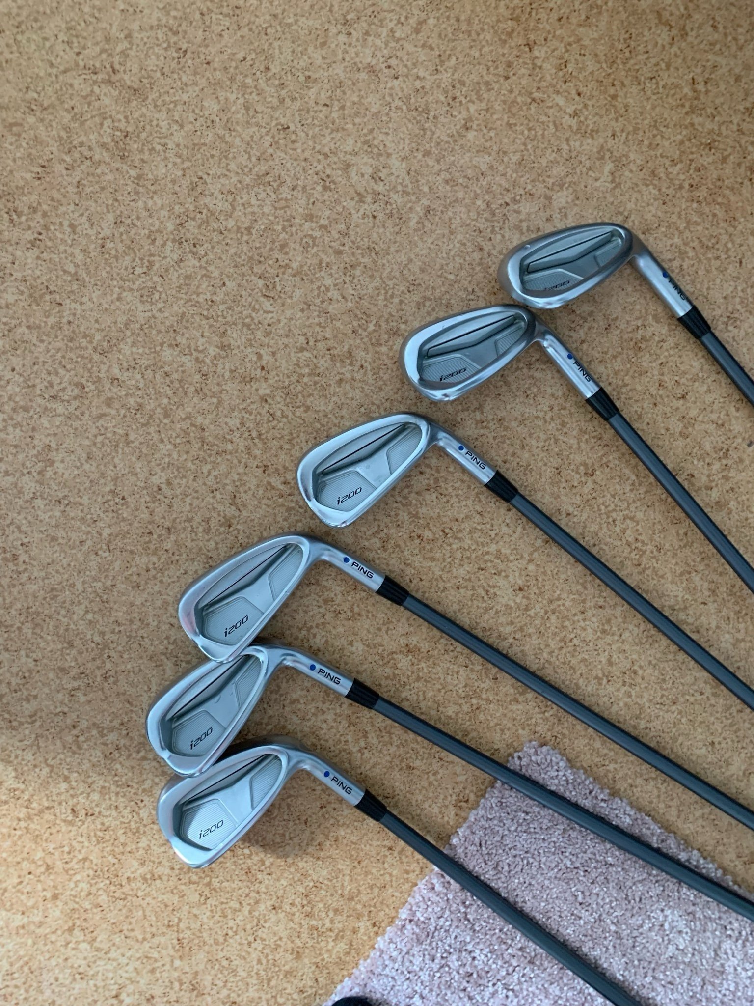 Se produkter som liknar PING i200 järnset på Tradera (638755687)