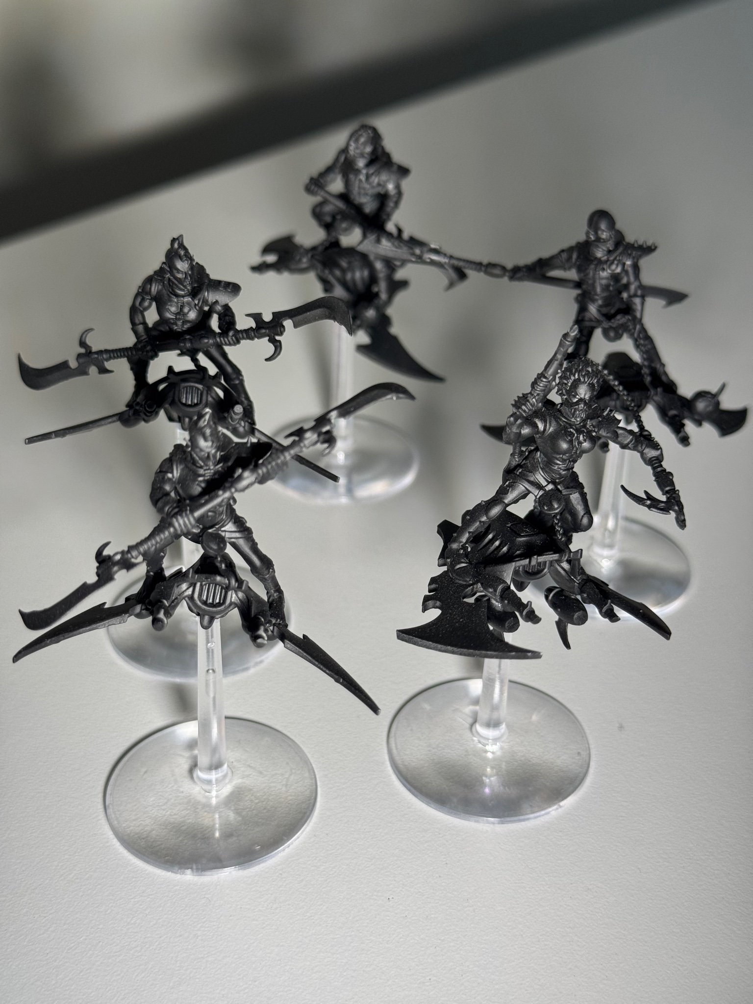 Se produkter som liknar Warhammer 40k Drukhari Hellions på Tradera ...