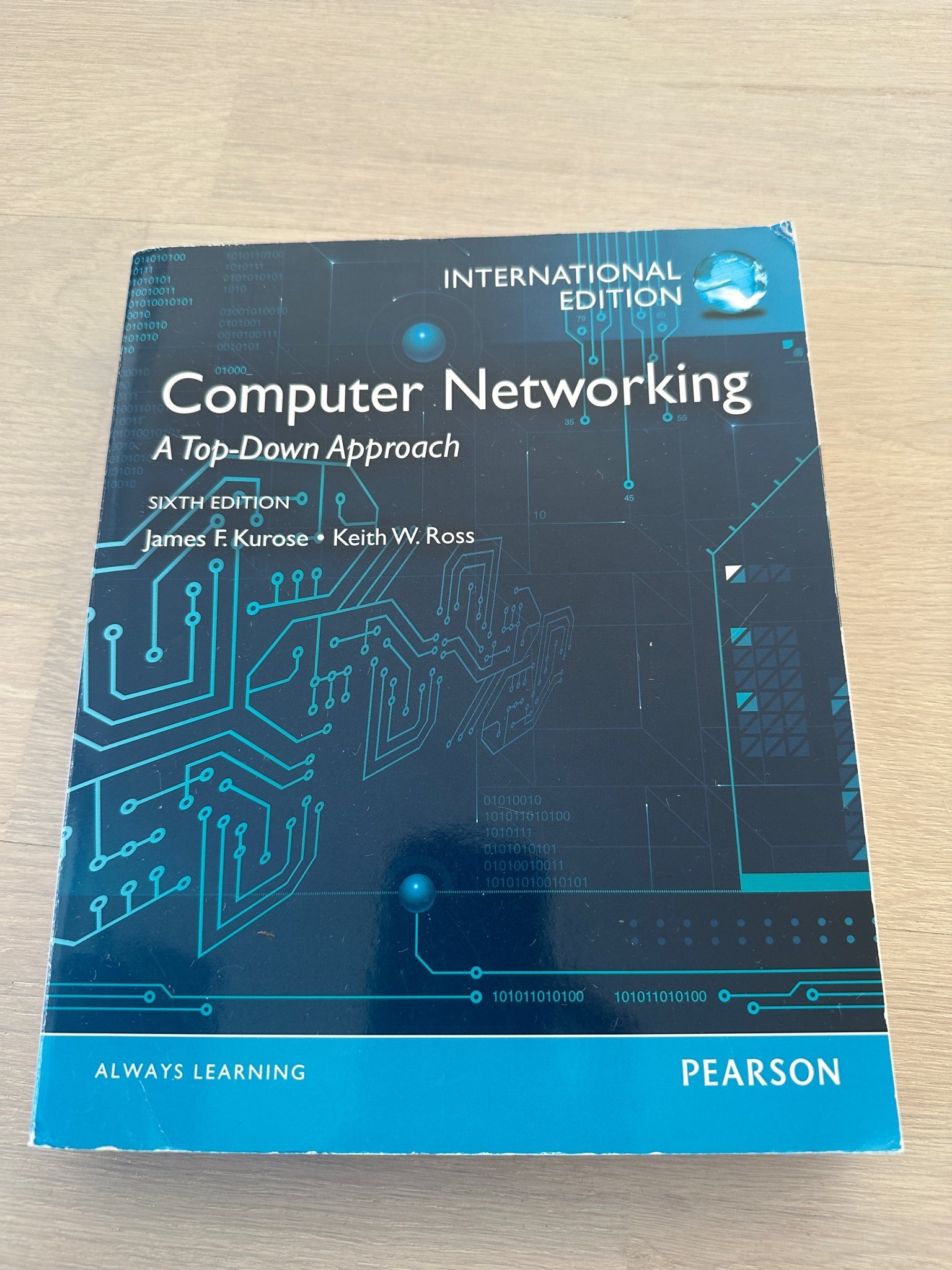 Computer Networking: A Top-Down Approach av Jam.. | Köp på Tradera (672134047)