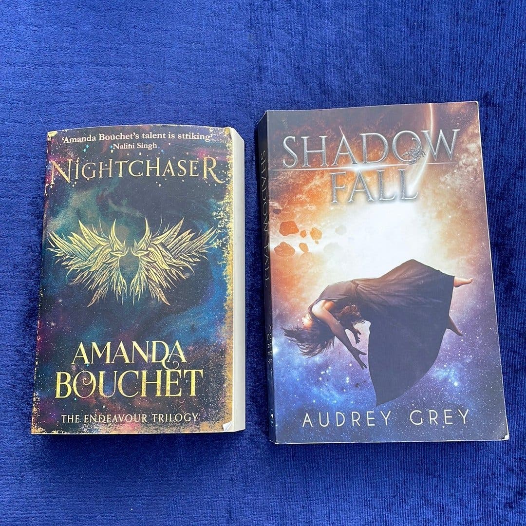 Se produkter som liknar Nightchaser av Amanda Bouchet.. på Tradera ...