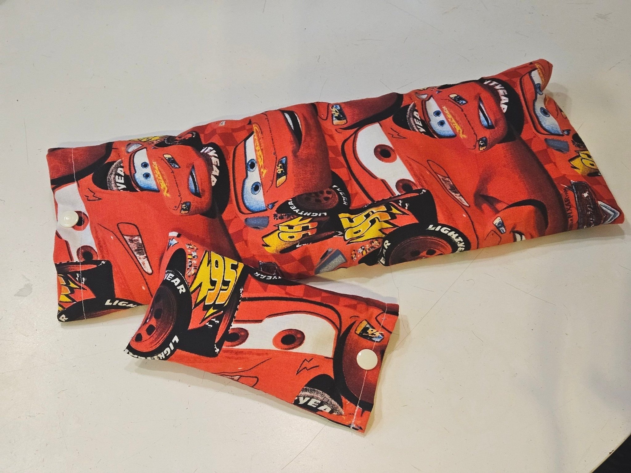 Nysydd VETEKUDDE med Cars motiv + ajaj-påse, ve.. | Köp på Tradera ...