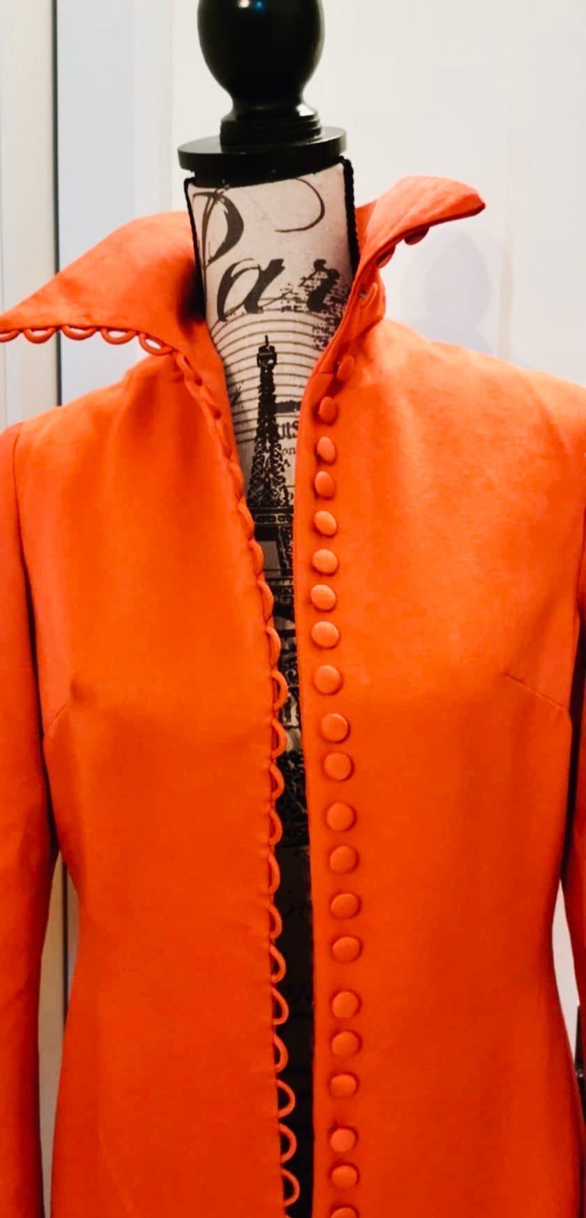 Röd kappa | Köp på Tradera (708502184)