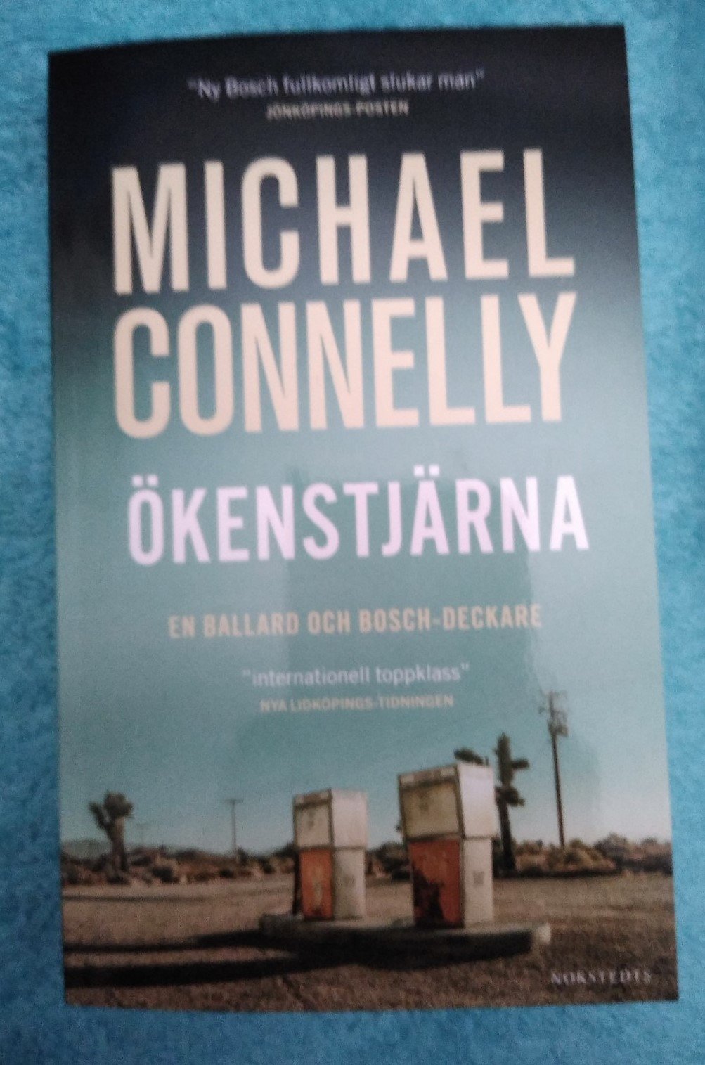 Se produkter som liknar ***** Michael Connelly Ökenst.. på Tradera ...
