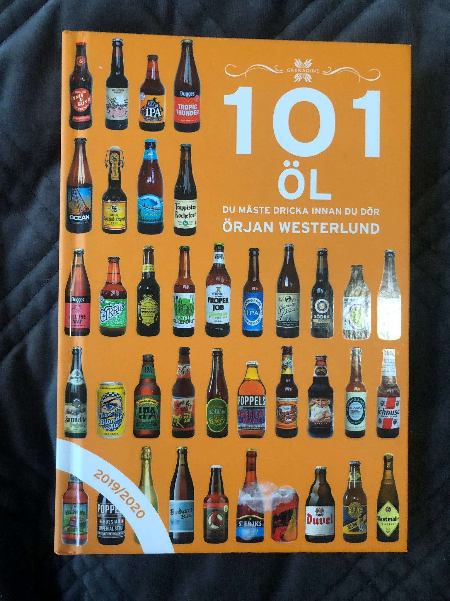 Se produkter som liknar 101 Öl du måste dricka innan .. på Tradera ...