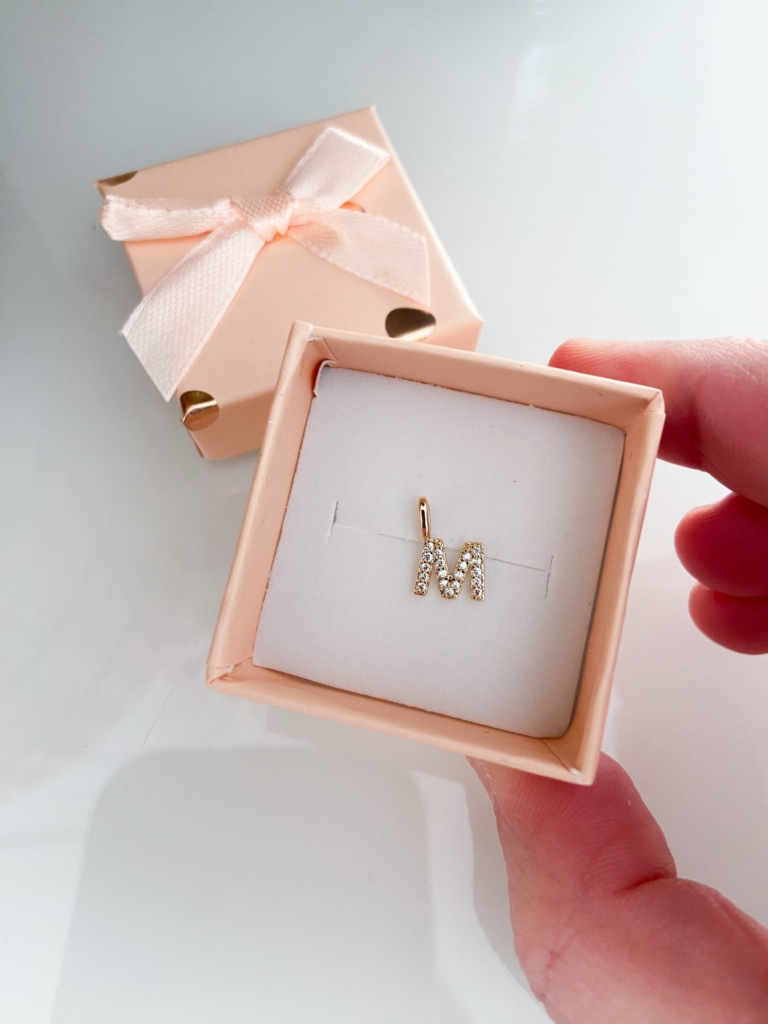 Hänge / berlock bokstav M äkta silver 925 | Köp på Tradera (708129114)