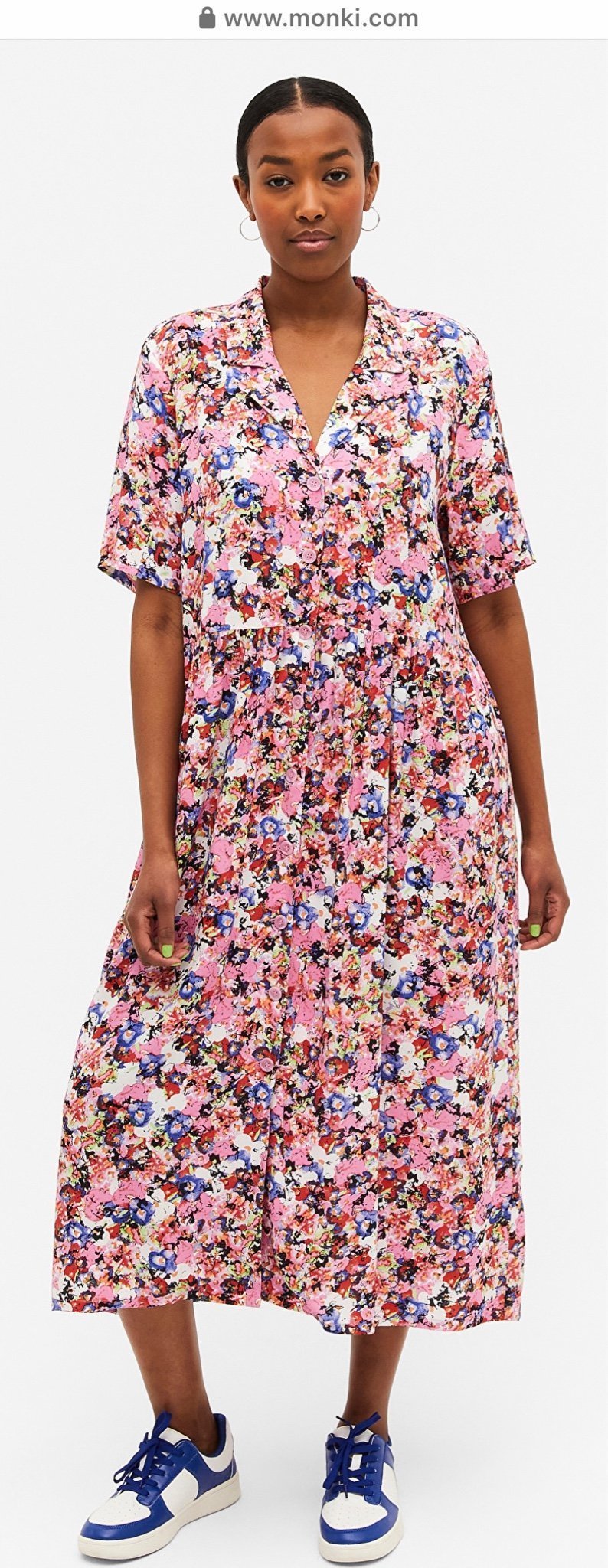 Se produkter som liknar Monki klänning, ny på Tradera (615456253)