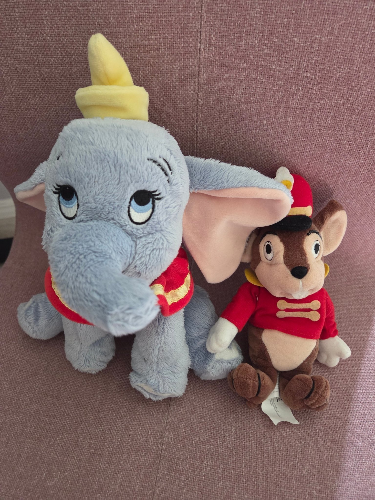 Se produkter som liknar Dumbo och Timothy Plush Leksa.. på Tradera ...