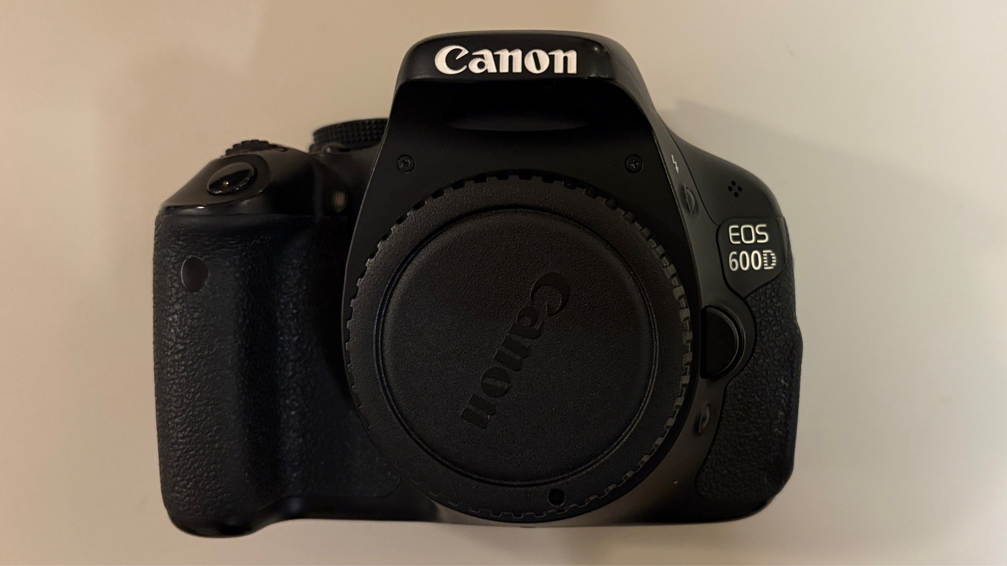 Se produkter som liknar Canon EOS 600D på Tradera (697412147)