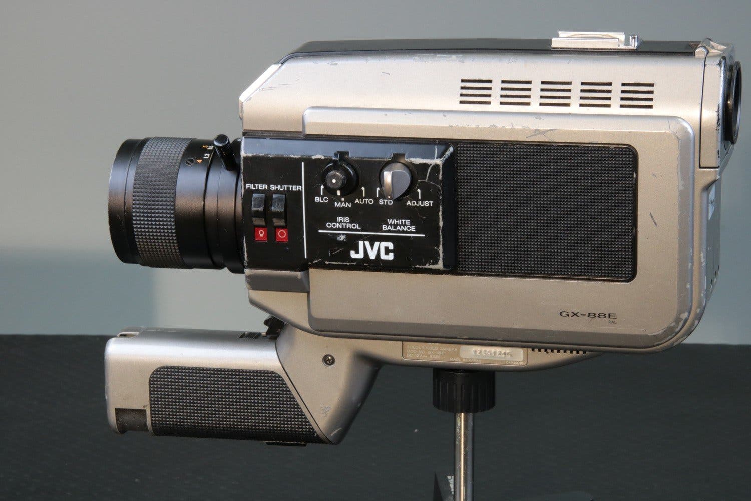 Se produkter som liknar Vintage JVC GX-88E PAL Colour.. på Tradera ...