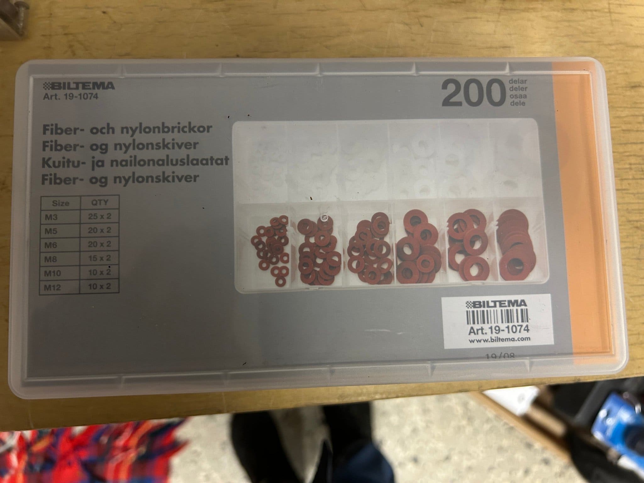 Se produkter som liknar Biltema Fiber- och nylonbrickor på Tradera ...