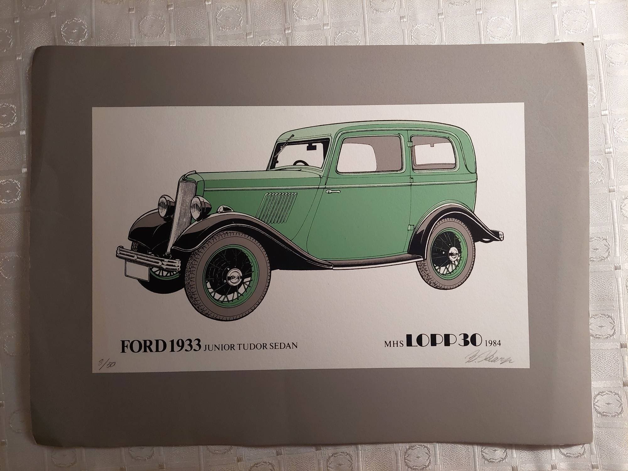 Original bild Ford 1933 Junior Tudor Sedan _ | Köp på Tradera (708441663)
