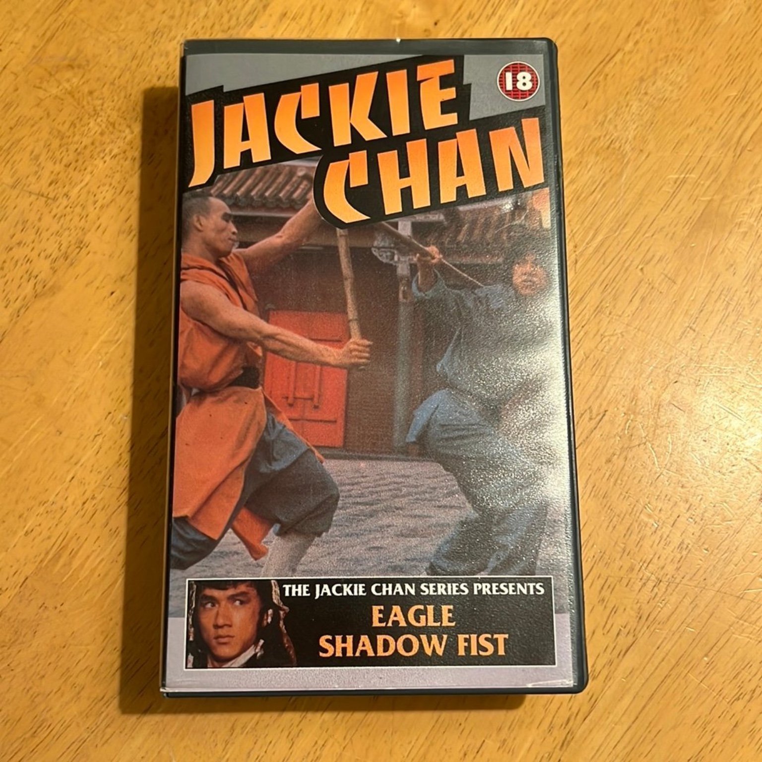 Se produkter som liknar Jackie Chan: Eagle Shadow Fis.. på Tradera ...