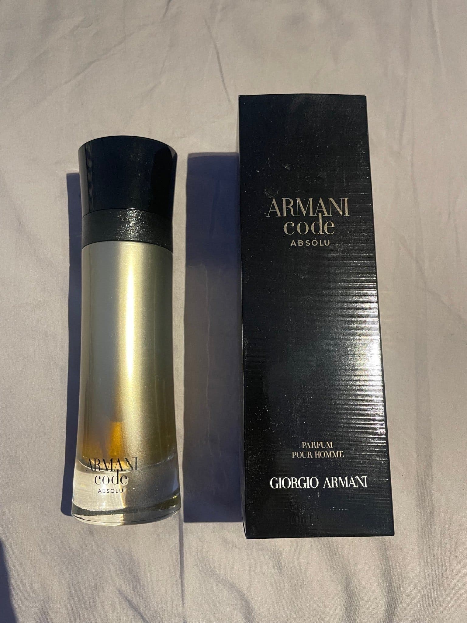 Se produkter som liknar Armani Code Absolu PARFUM 110ml på Tradera ...