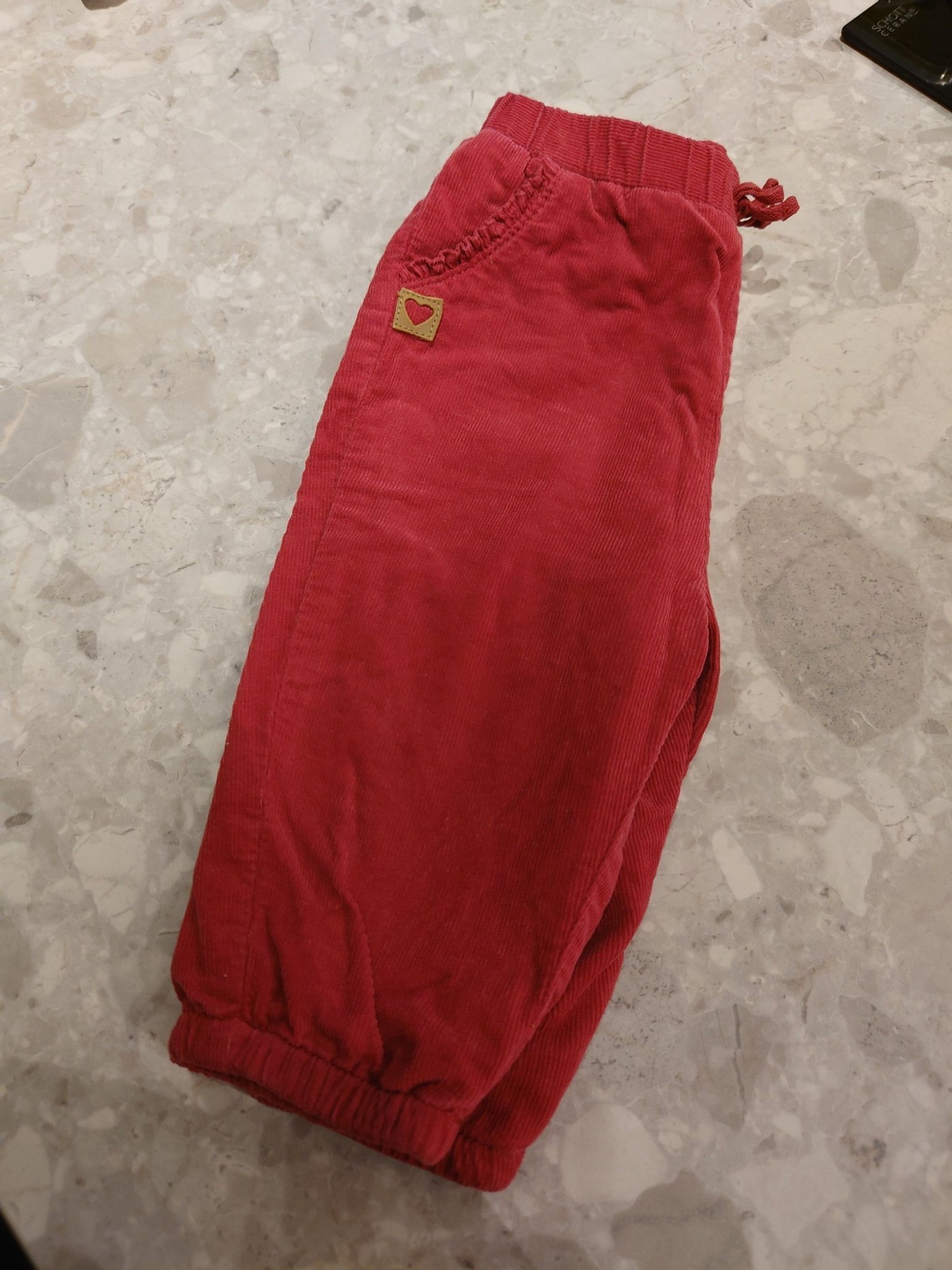 Byxor hallonröda bomulllsfodrade strl 68 från H&M | Köp på Tradera ...