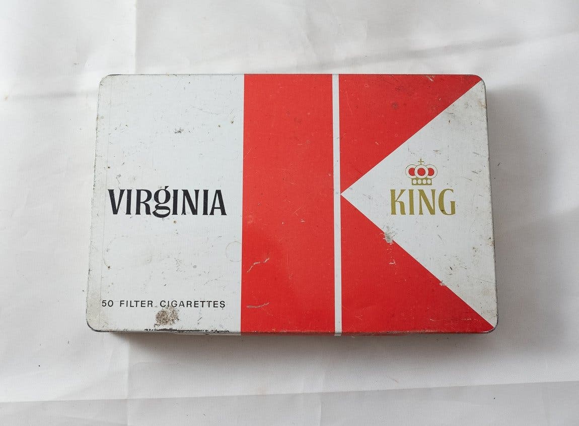 Virginia King Cigarettes Vintage T.. | Köp från analogi på Tradera ...