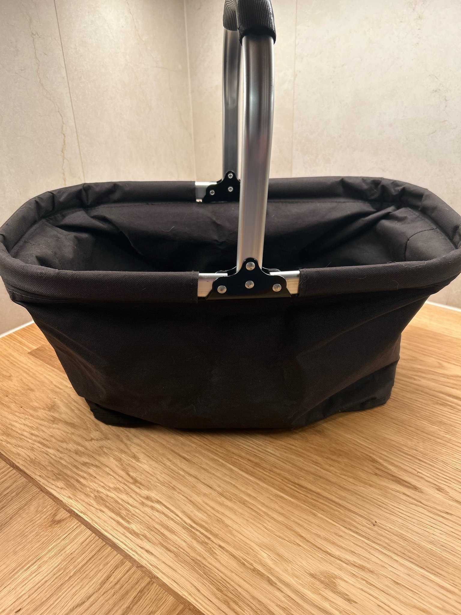 Queen Anne Korg | Köp på Tradera (710752954)