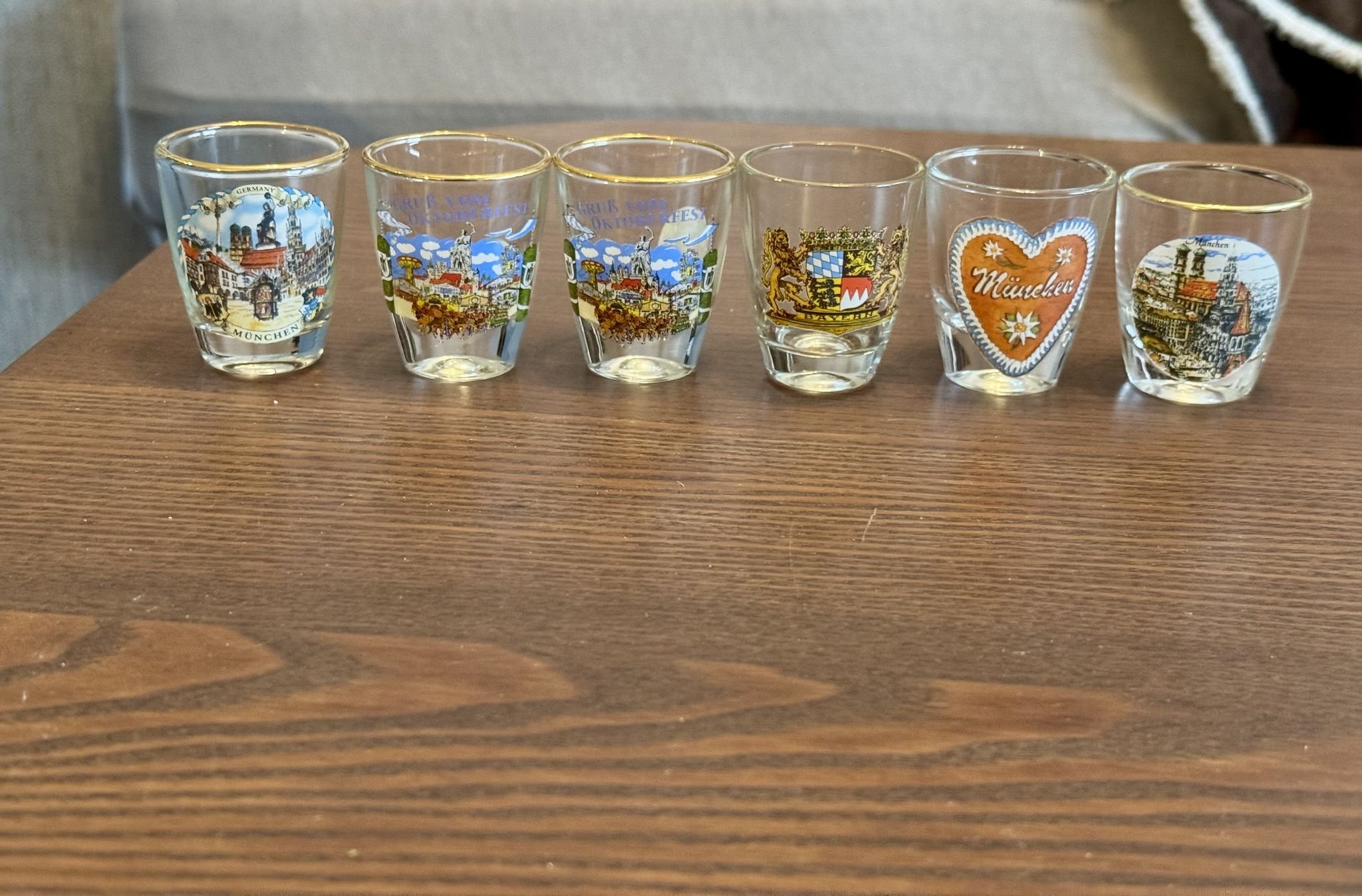 6 TYSKA SNAPSGLAS MED STADSVAPEN. MÅTT I BILDER | Köp på Tradera ...