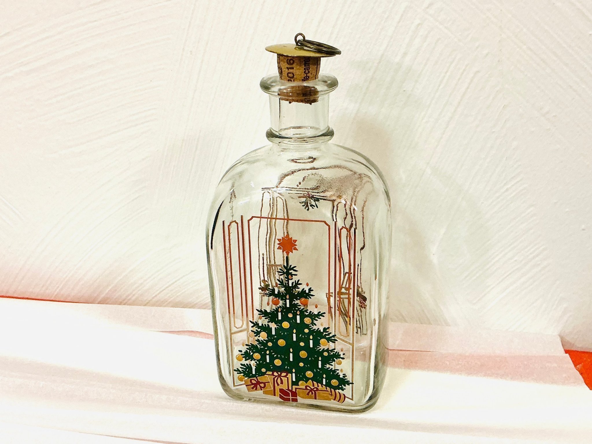 Se produkter som liknar Holmegaard Jul bottle ,1985 d.. på Tradera ...