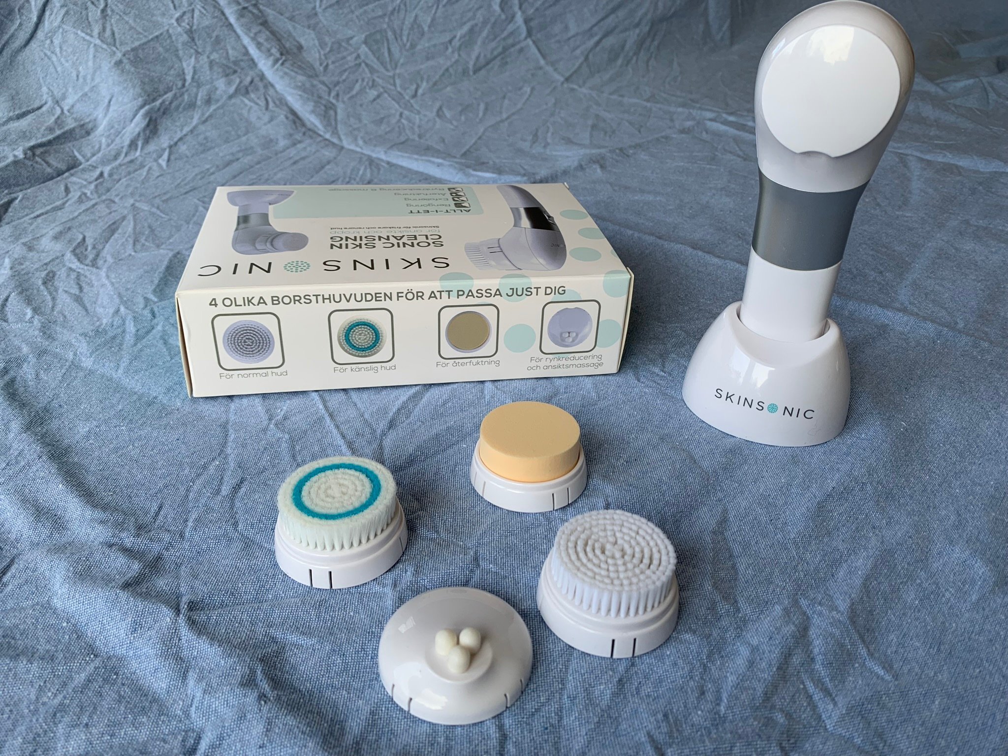 Se produkter som liknar SKINSONIC Kit För Ansikte och.. på Tradera ...