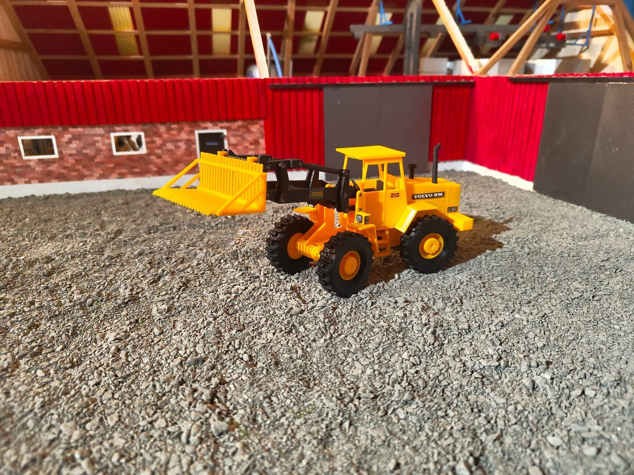 Se produkter som liknar Volvo BM L30 skala 1:32 Trakt.. på Tradera ...