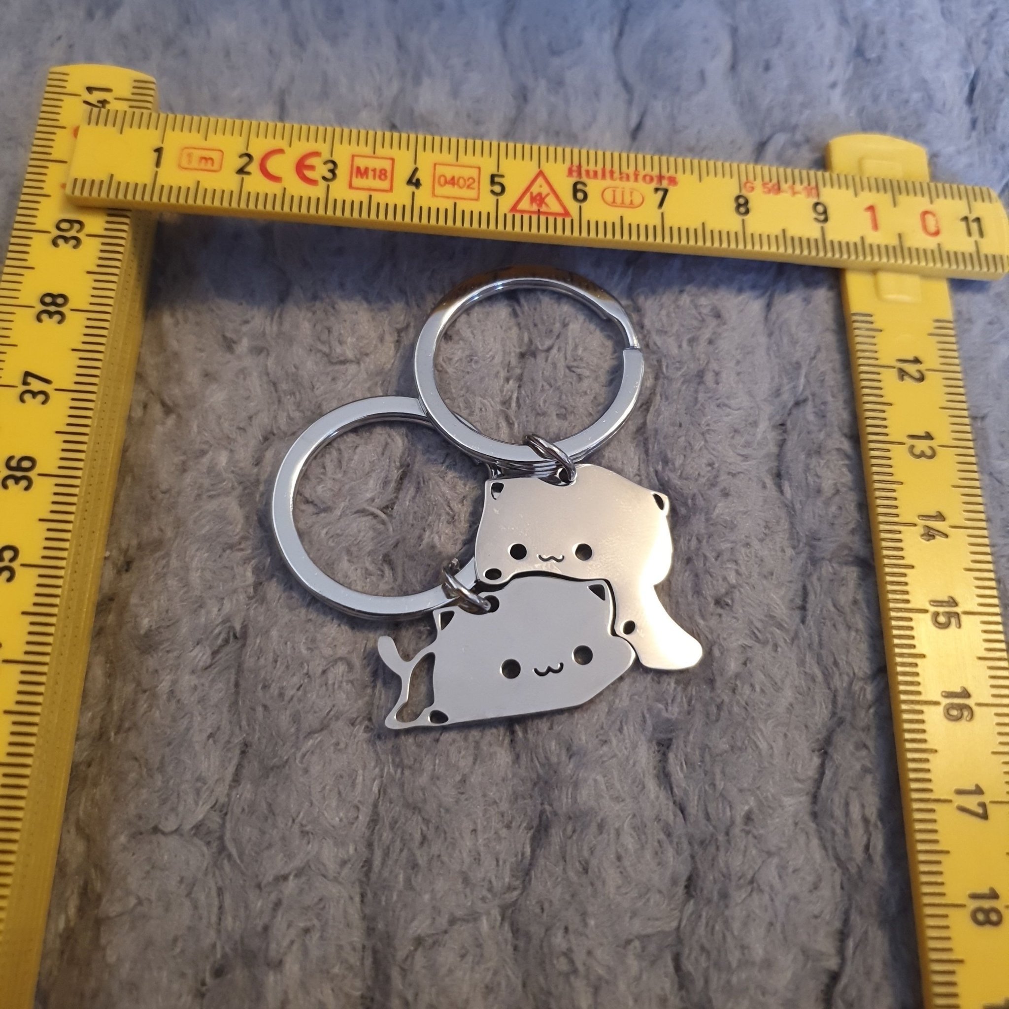 Söt par katt nyckelring | Köp på Tradera (708179610)