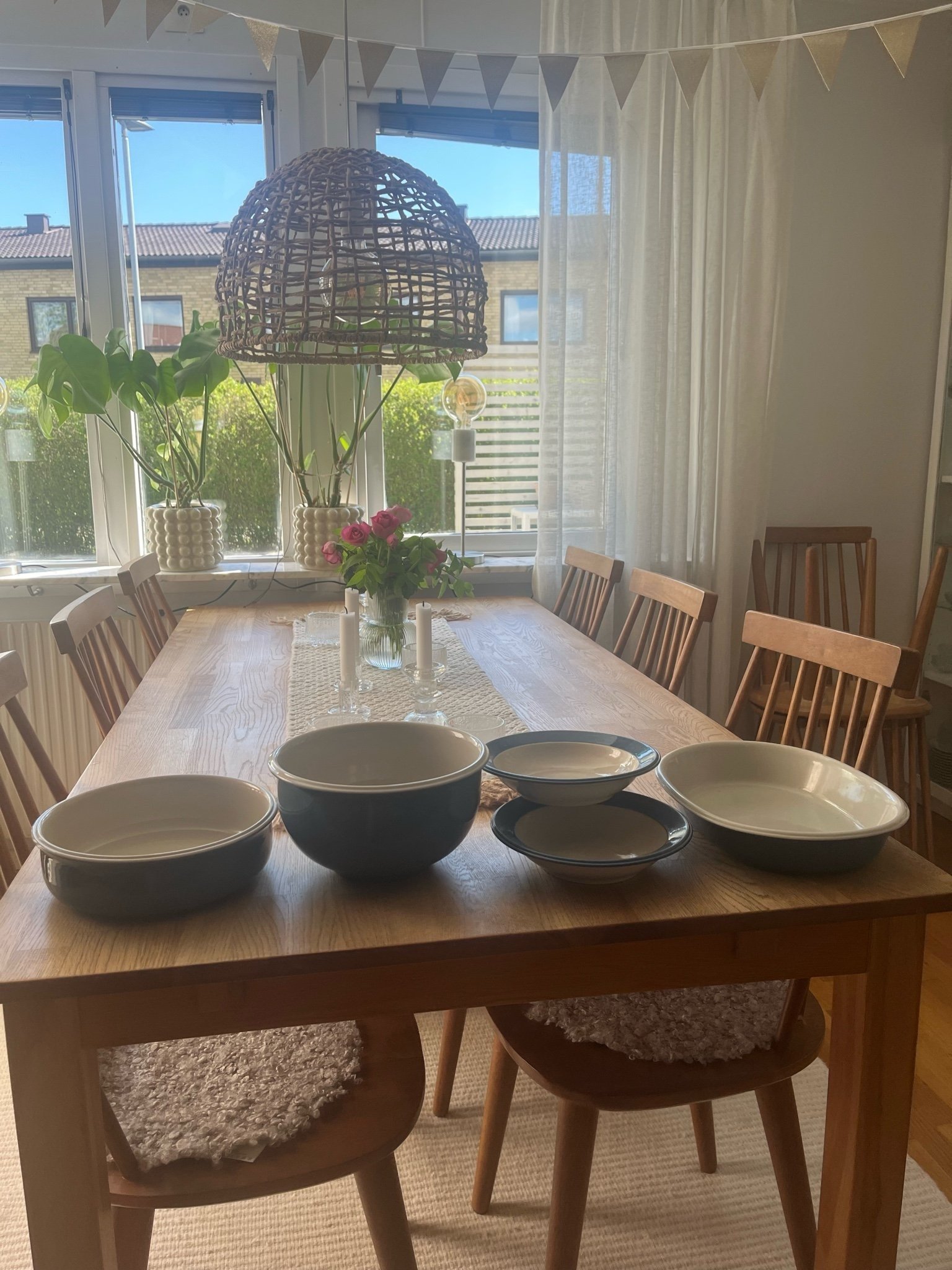 Se produkter som liknar Höganäs Ann Jansson SERVIS 80.. på Tradera ...