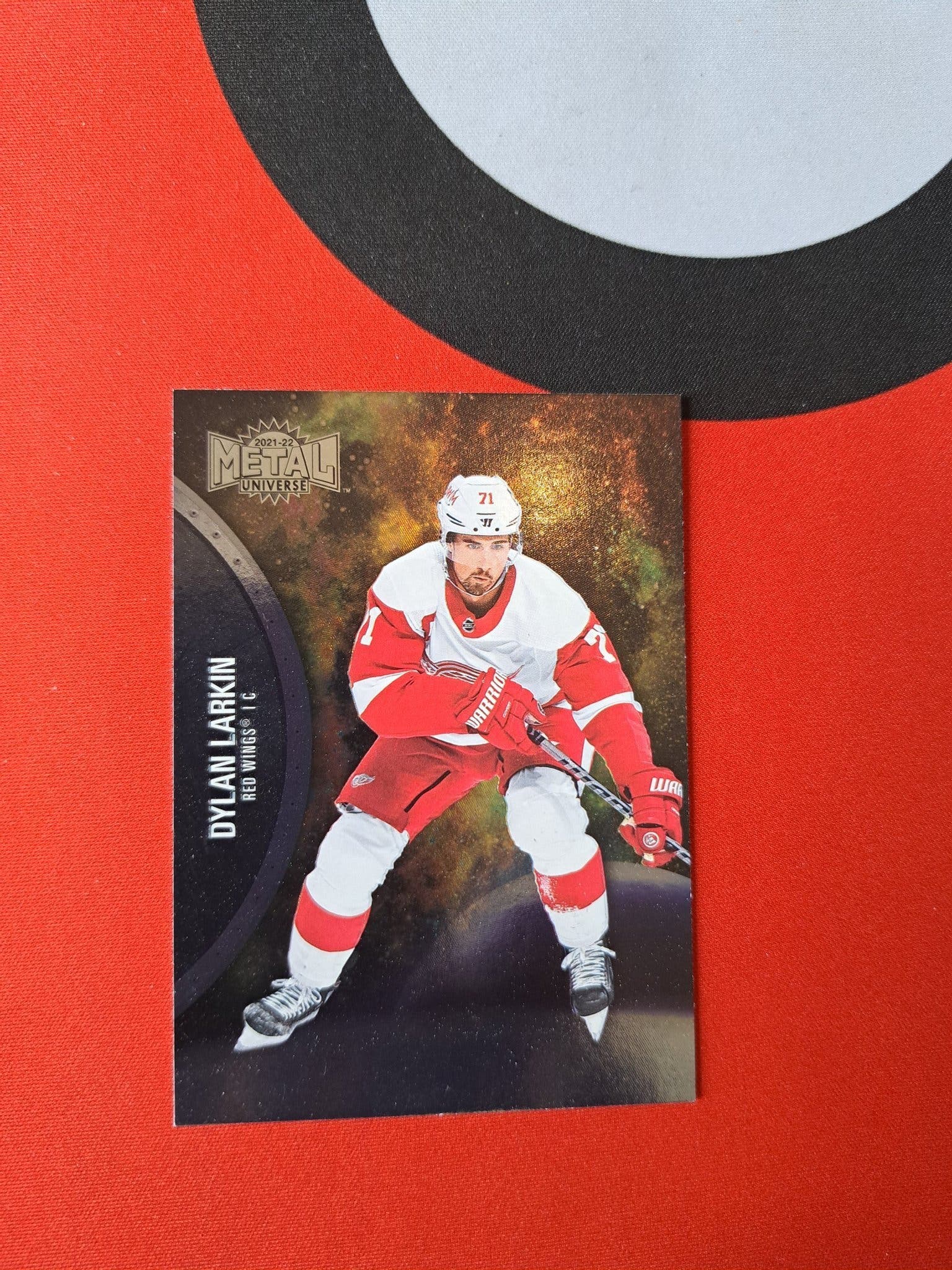 Se produkter som liknar Dylan Larkin #95 Detroit Red .. på Tradera ...