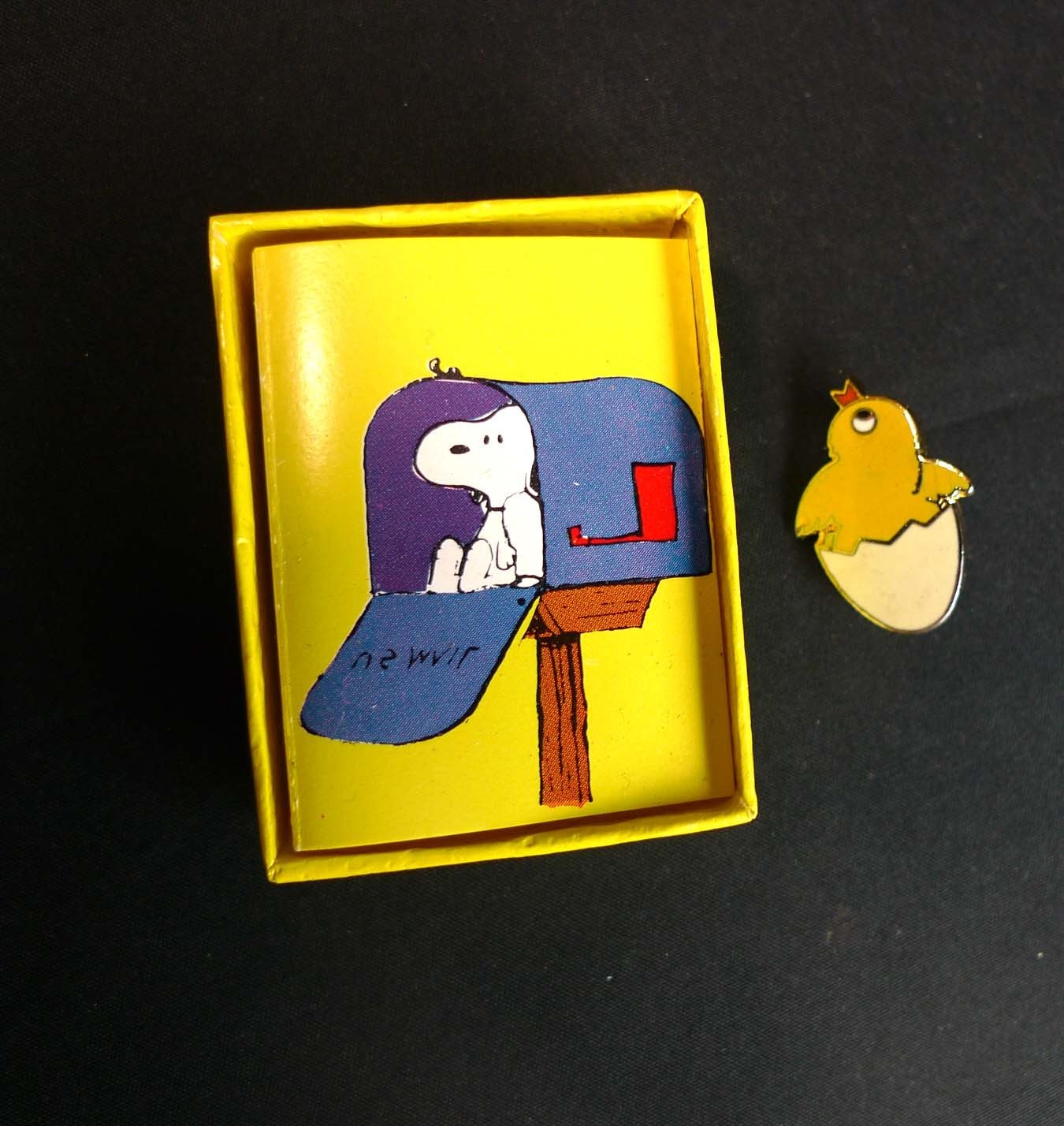 Snoopy Happy Birthday Pin | Köp på Tradera (733456204)