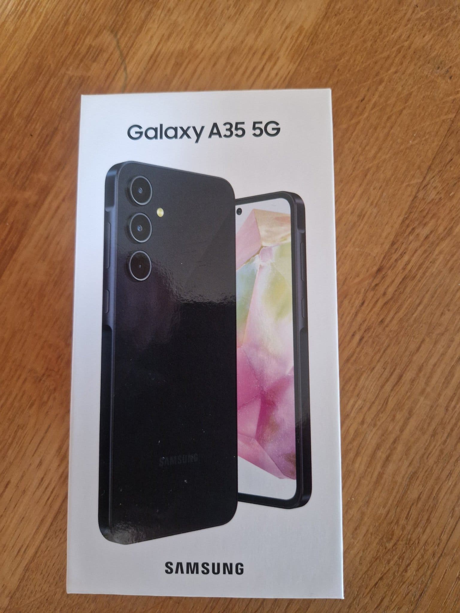 Samsung Galaxy A35 5G | Köp på Tradera (655633772)