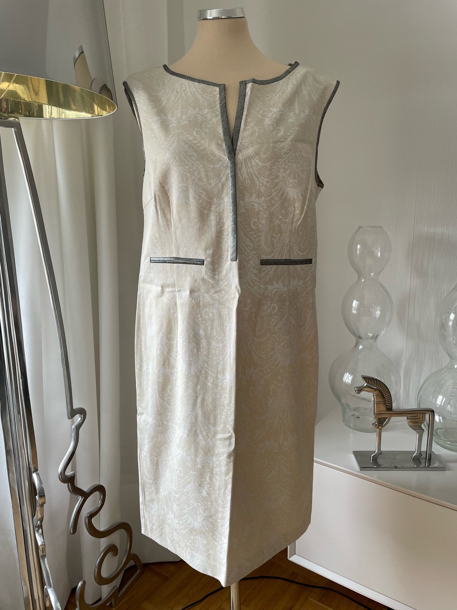 Klänning från Danska Gustav ny med prislappen k.. | Köp på Tradera ...