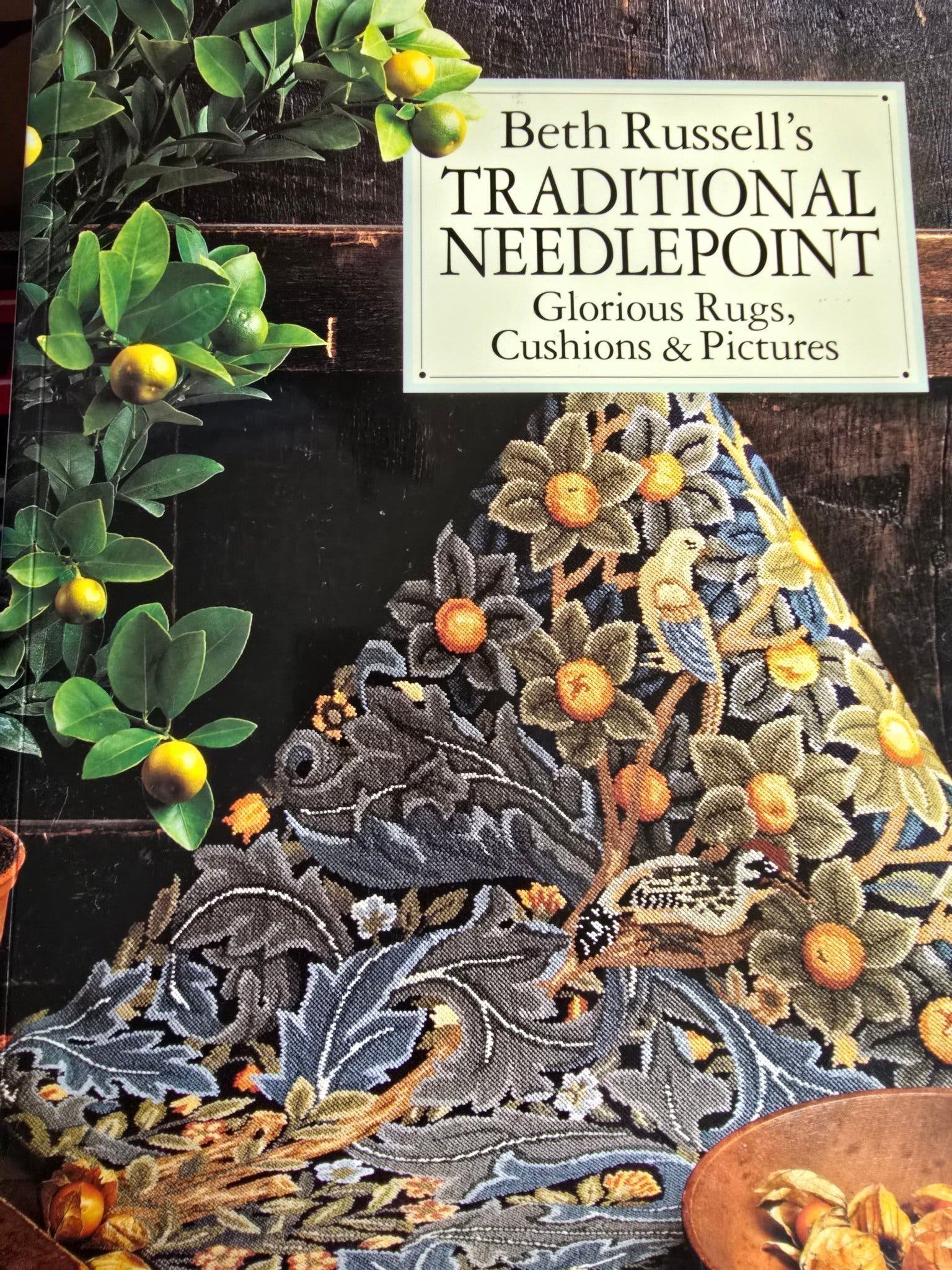 Se produkter som liknar Beth Russell's Traditional Ne.. på Tradera ...